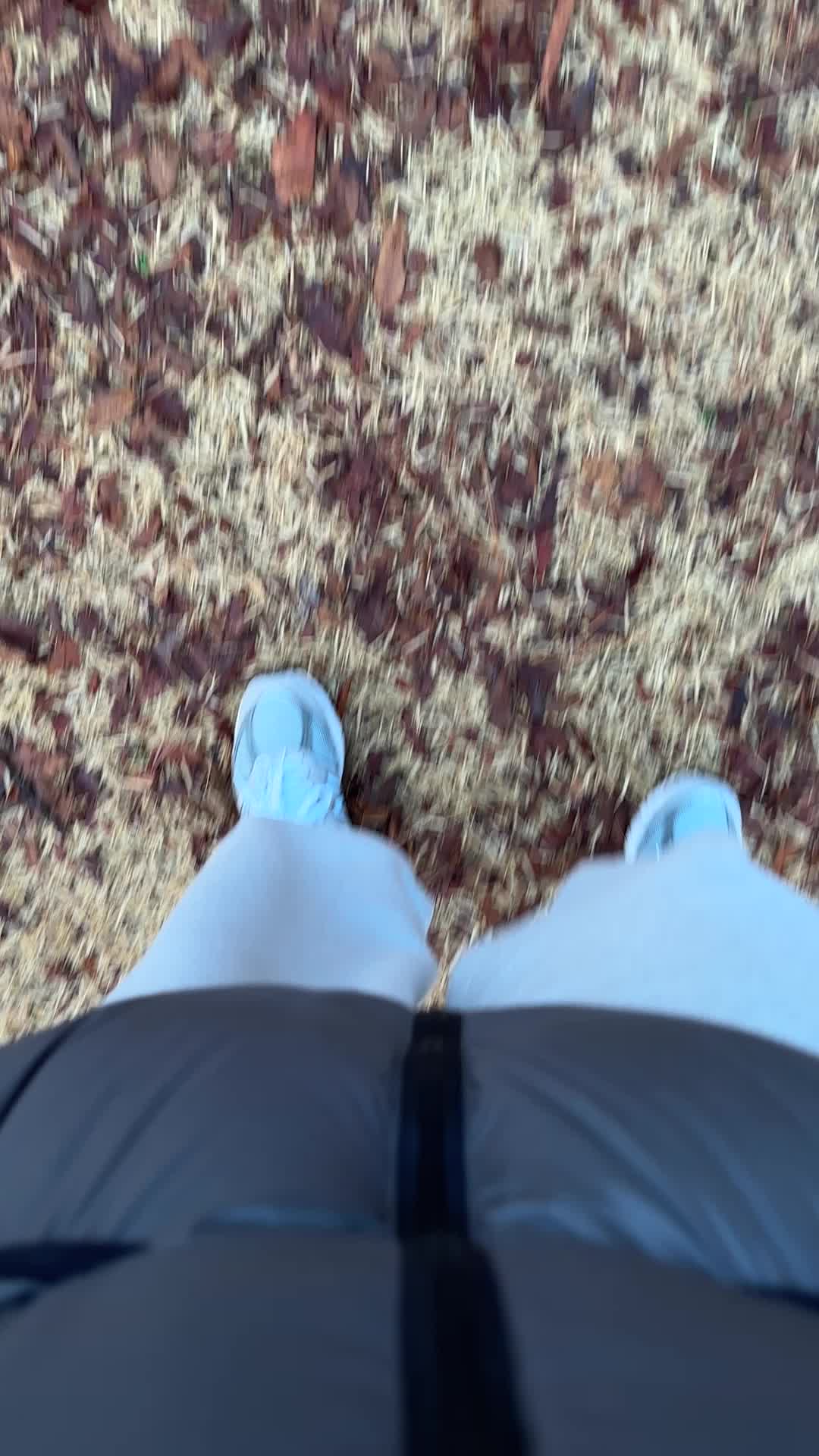 너구리 (@oopoop11) 님의 게시물 | KREAM