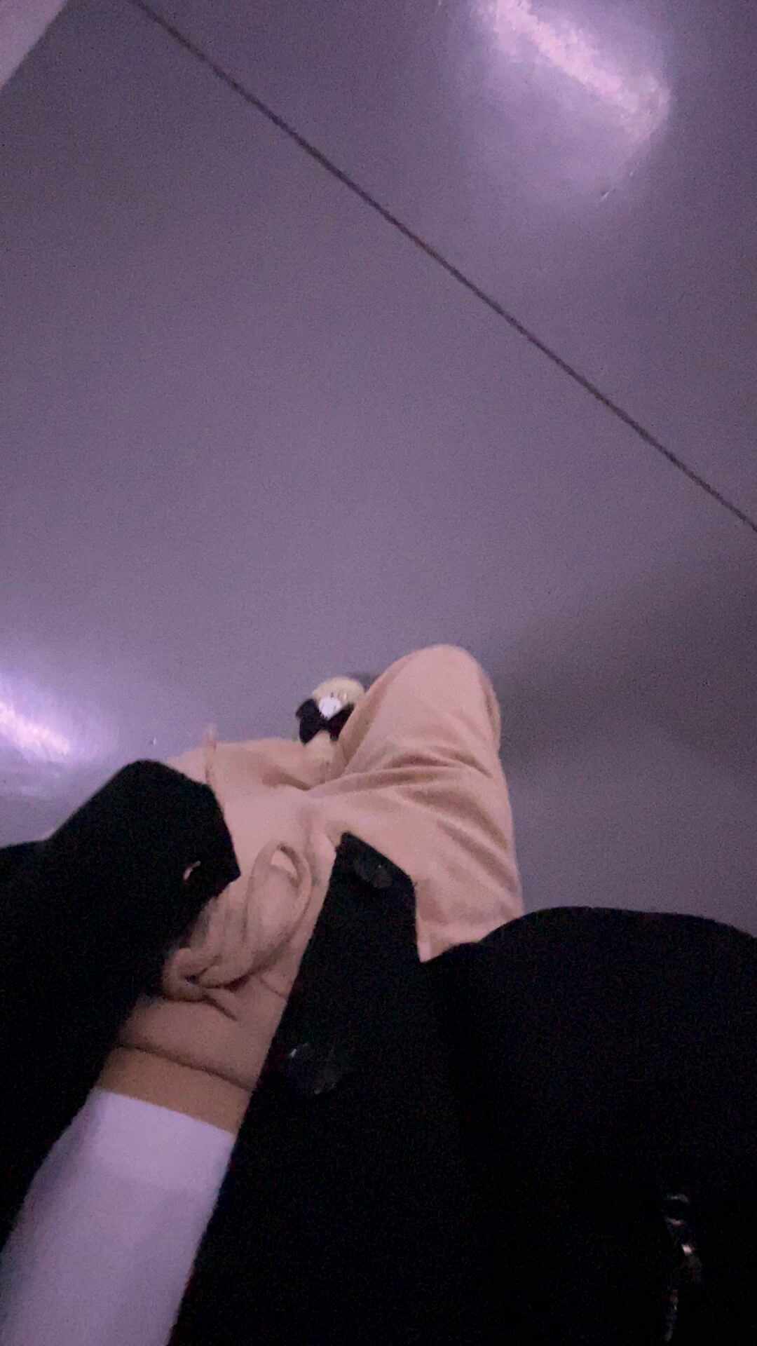 168 / 250(US6) | KREAM