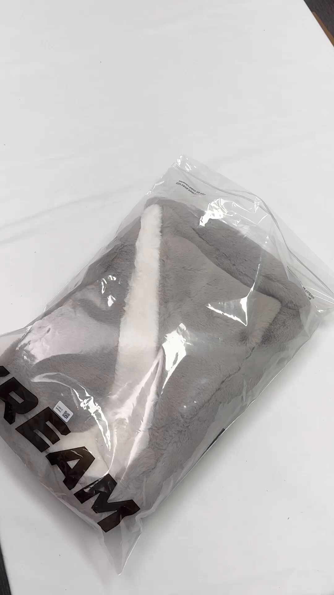 Nike NSW Faux Fur Tot... STYLE | KREAM