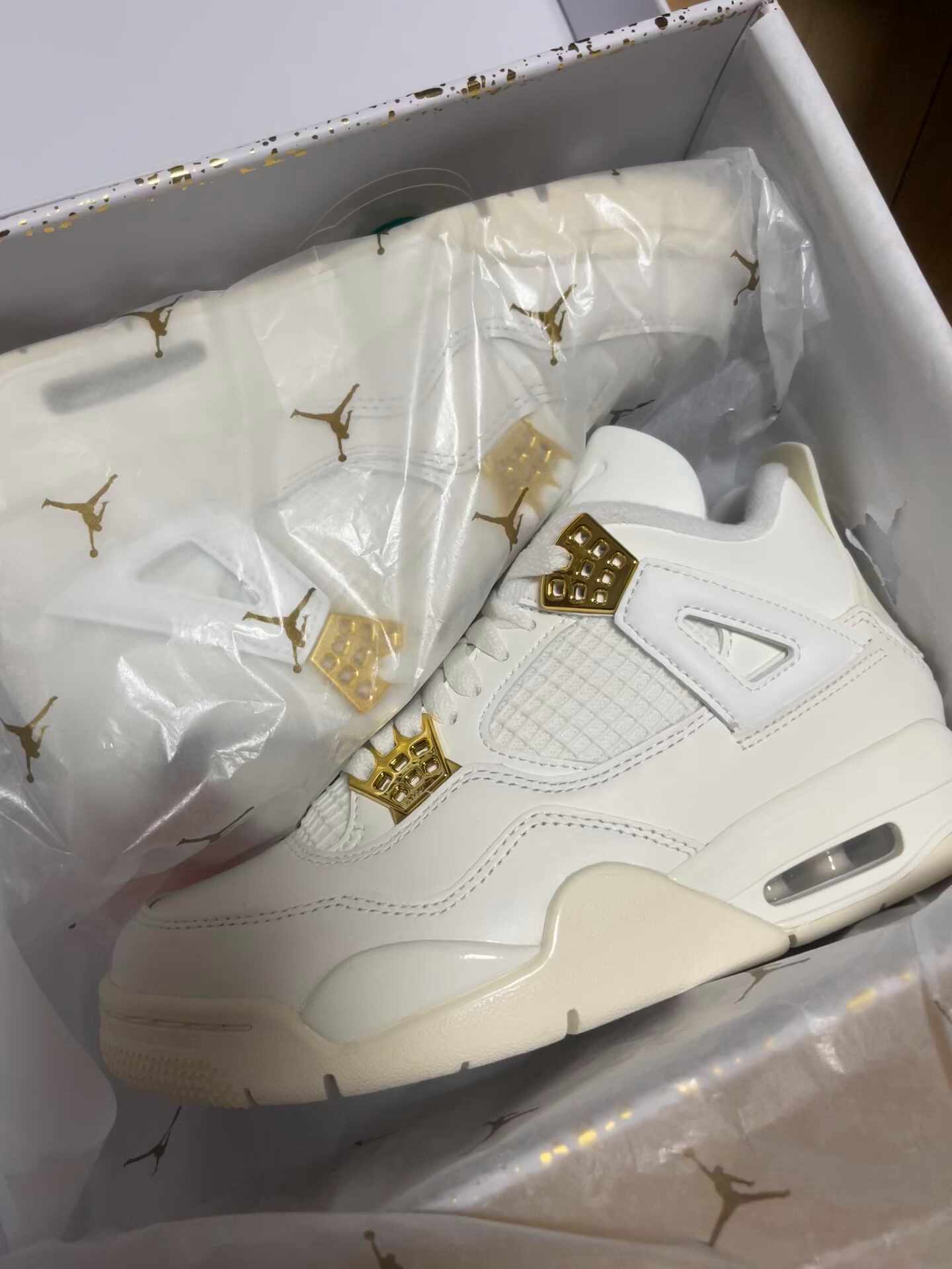 kream (@o6siti) 님의 게시물 | KREAM