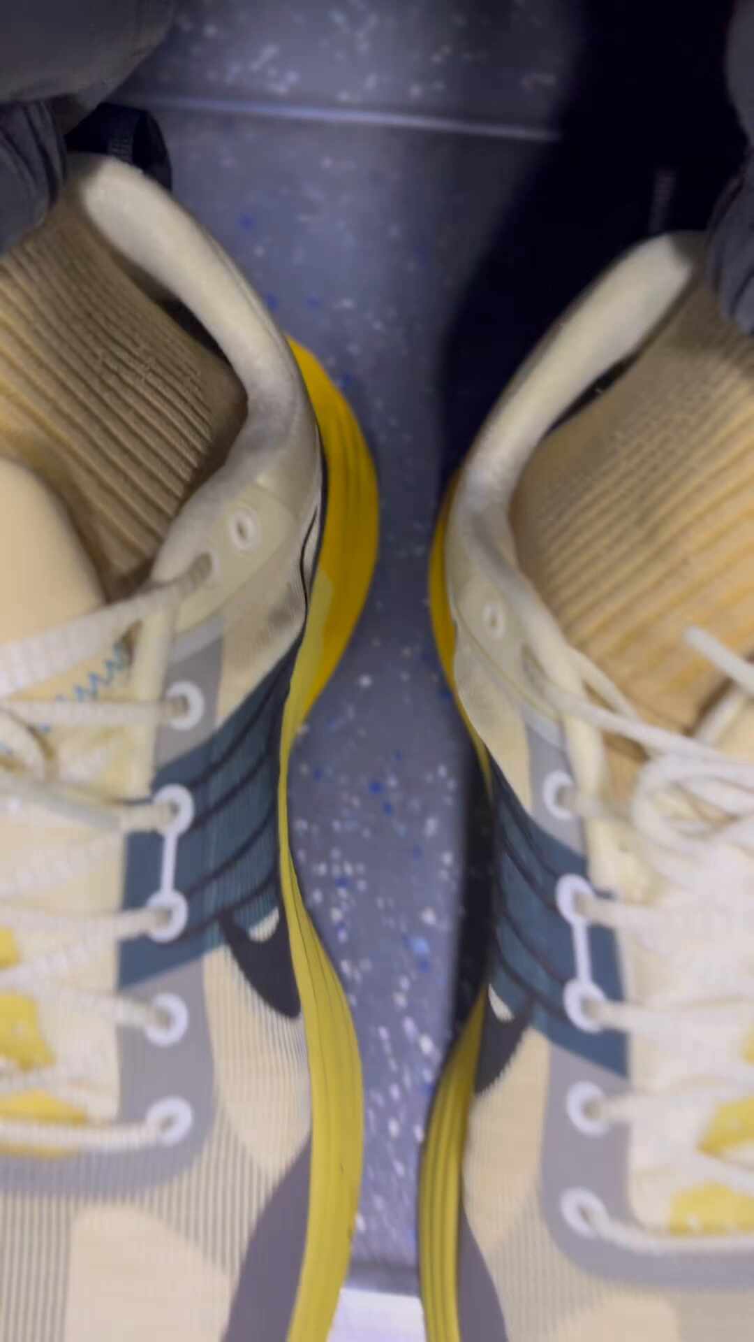 Nike Lunar Roam Alaba... STYLE | KREAM