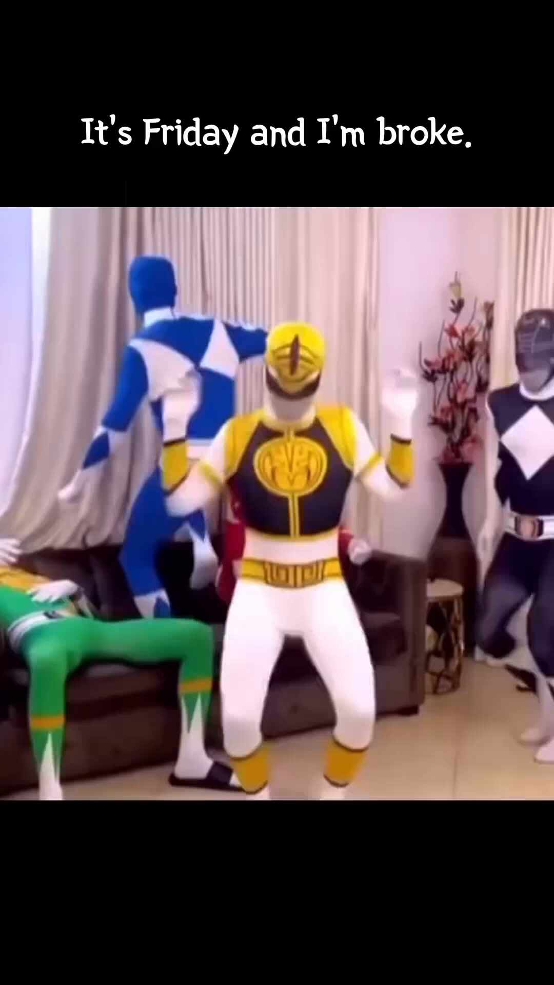 It’s friday | KREAM