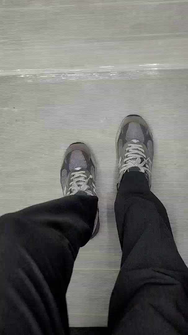 지삽 (@4lz9x5) 님의 게시물 | KREAM