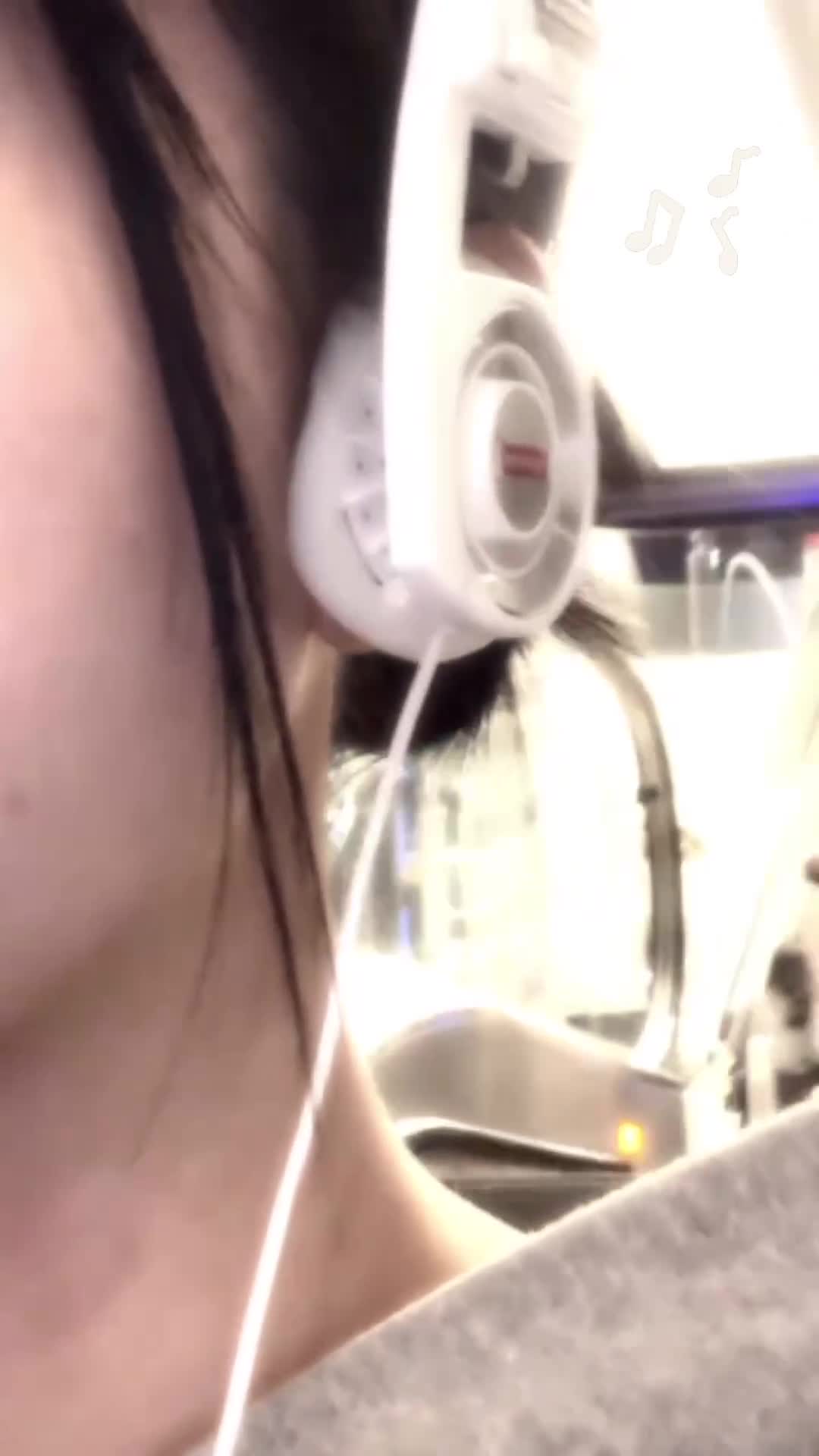 Supreme x Koss Portap... STYLE | KREAM