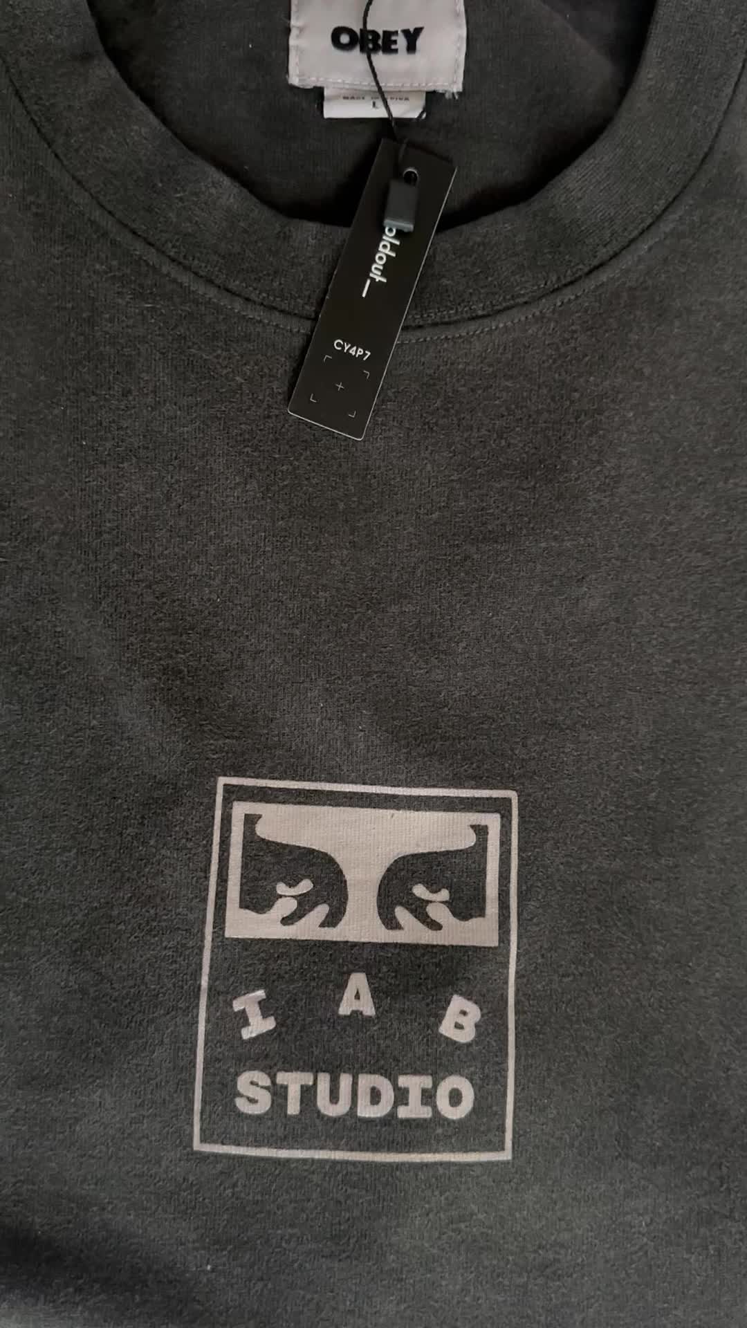 IAB Studio x Obey Ico... STYLE | KREAM