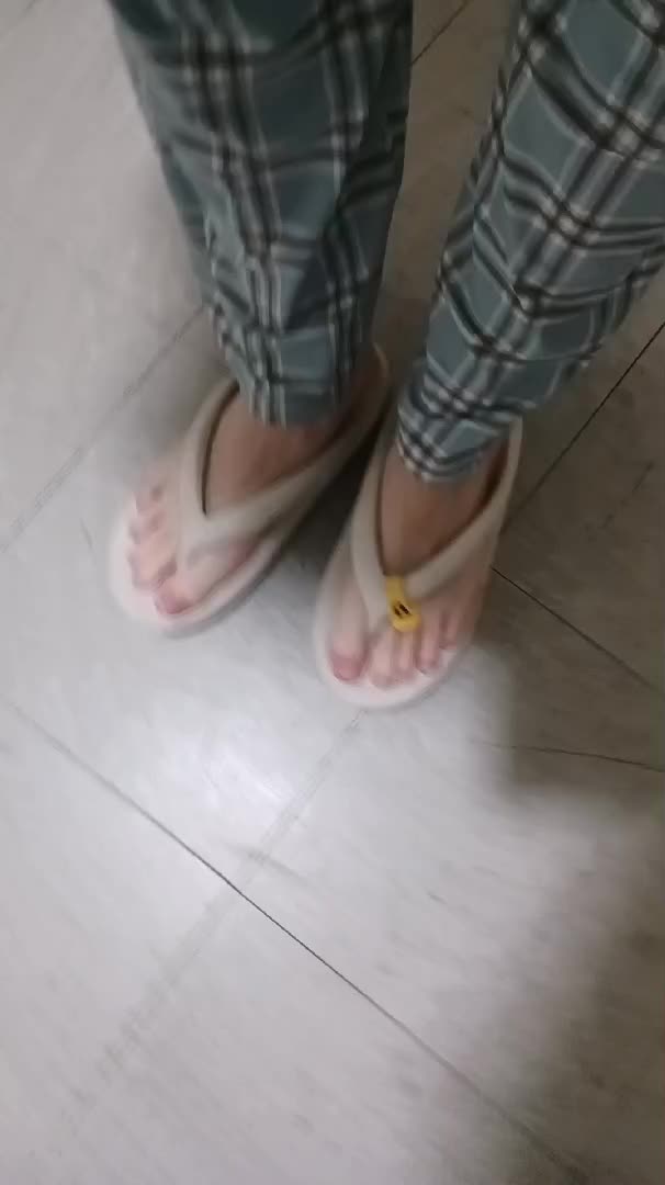 Taw&Toe Flip Flop Zer... STYLE | KREAM