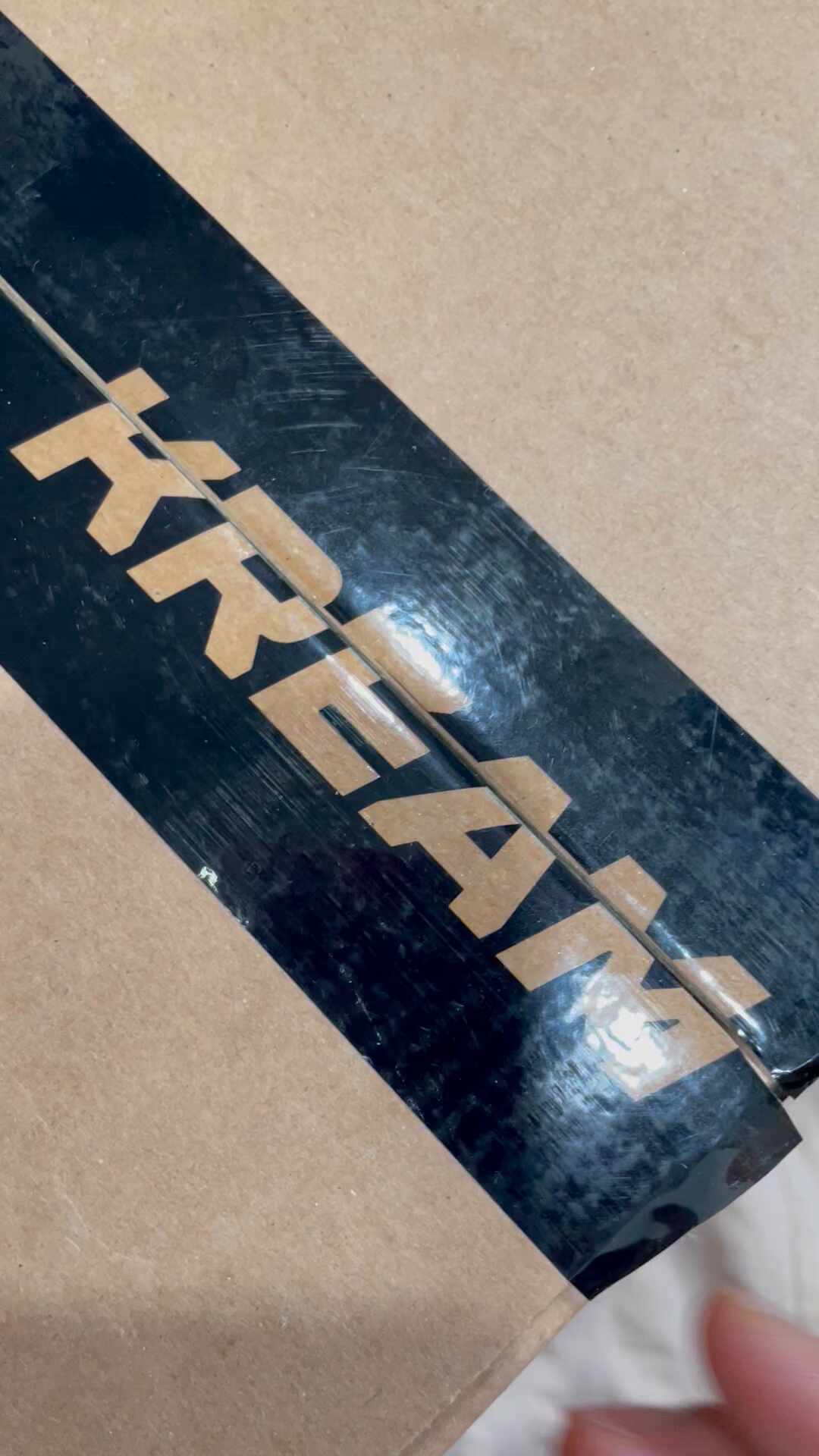 _ (@dailyarchive) 님의 게시물 | KREAM