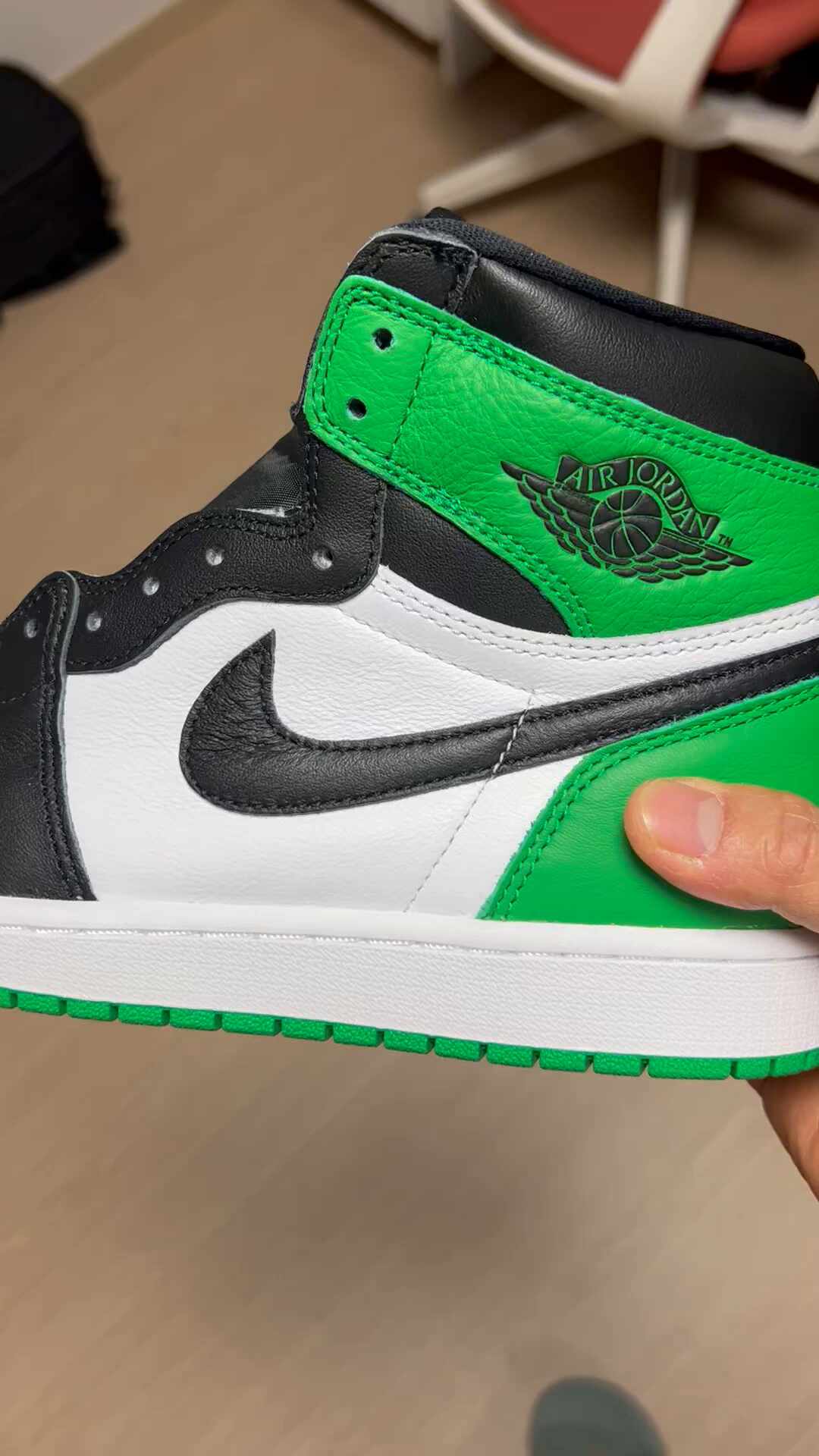 날쌘돌이워니 (@kyuwlee80) 님의 게시물 | KREAM