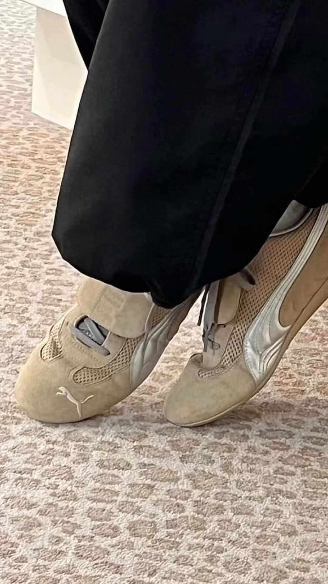 스니커즈 | STYLE | KREAM