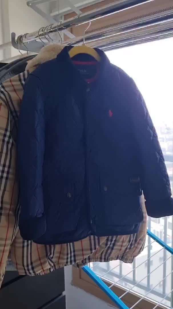 라떼 빠빠 (@rurufafa) 님의 게시물 | KREAM