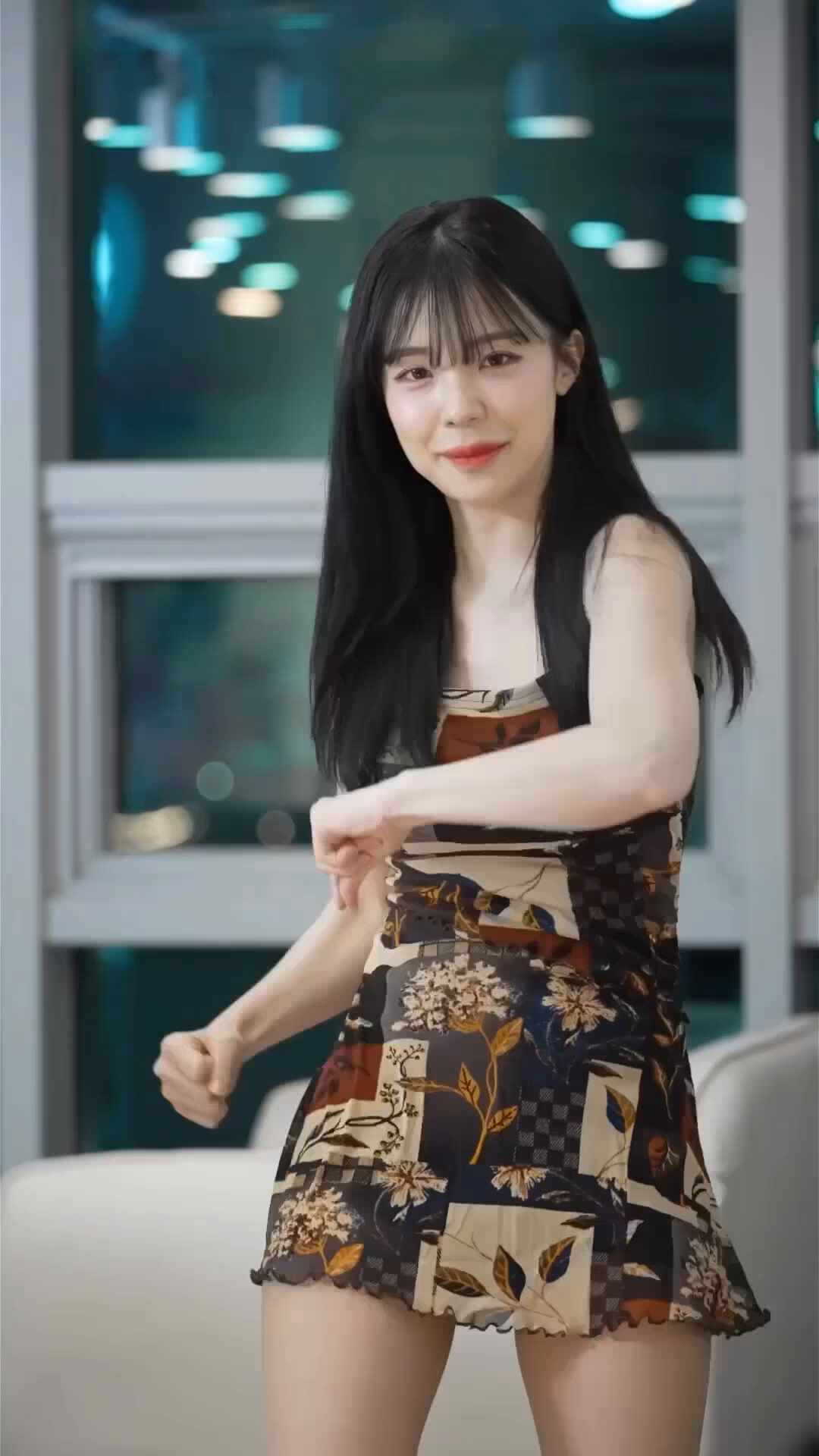 춤선 대박.. | KREAM