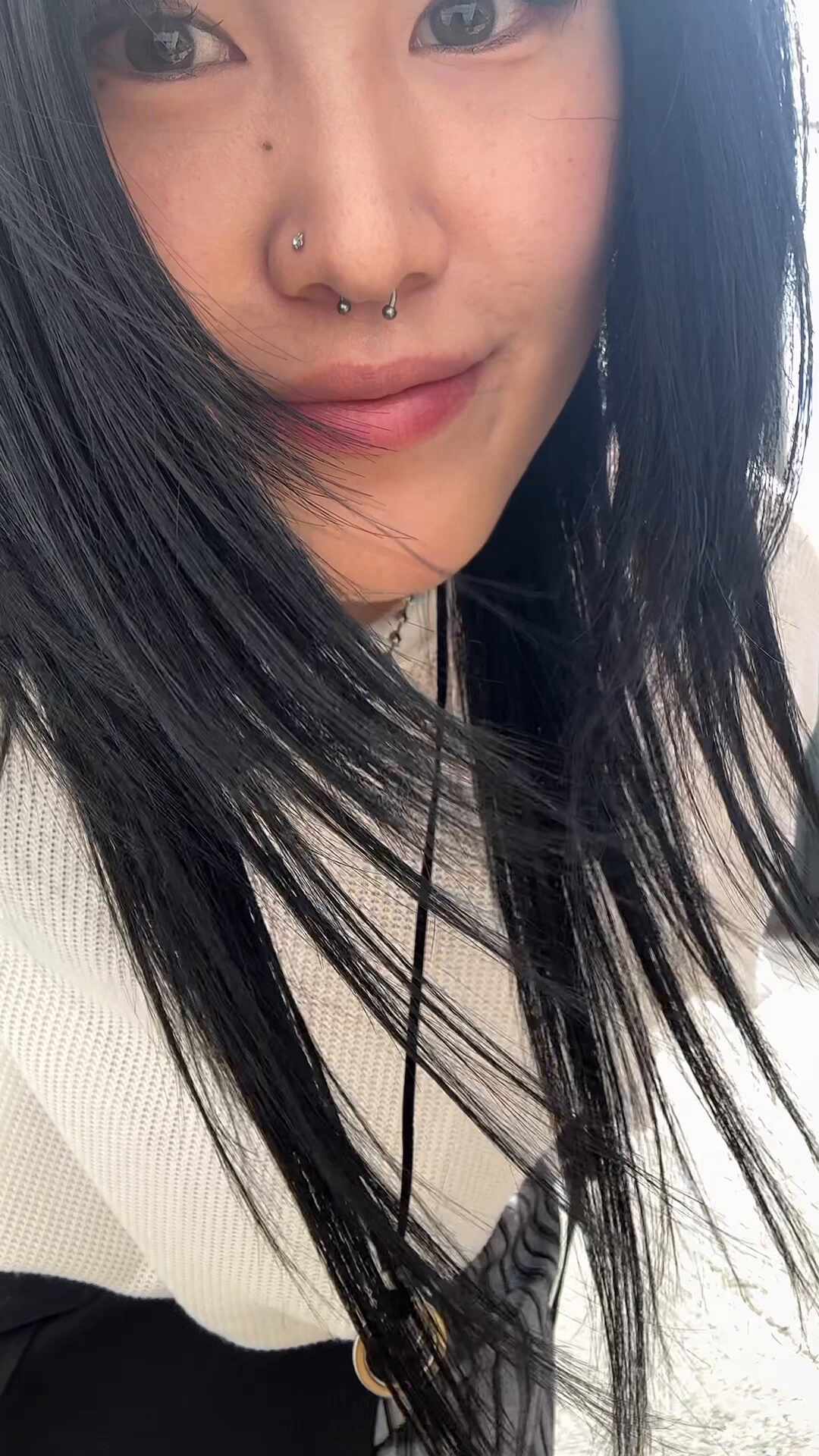 여름코디 🖤 | KREAM