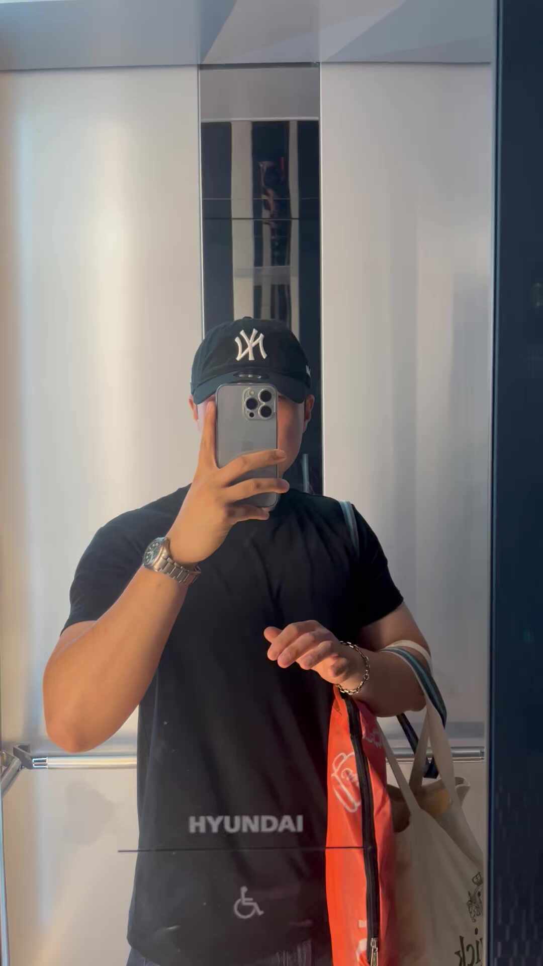 New Era x MoMA New Yo... STYLE | KREAM