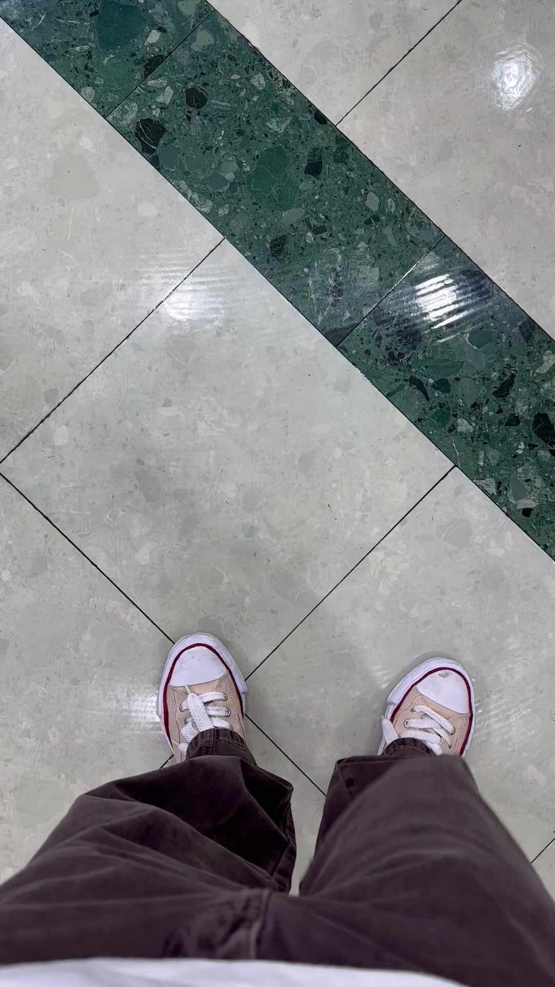 우나기 (@metapoo) 님의 게시물 | KREAM