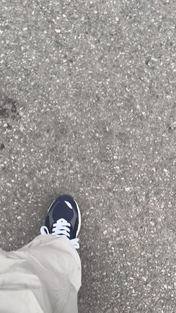 New Balance 2002R Ecl... STYLE | KREAM