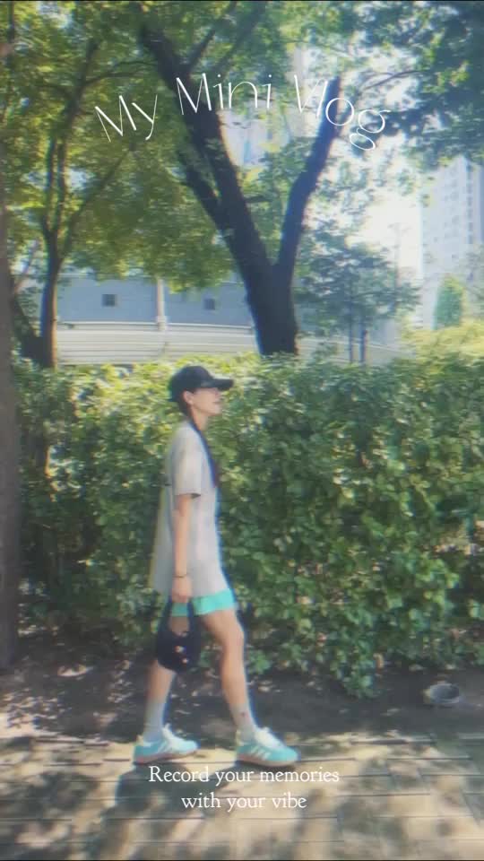 COS Quilted Micro Bag... STYLE | KREAM