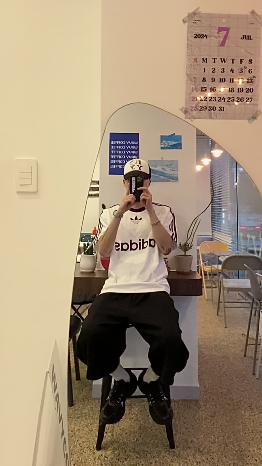 의류 | STYLE | KREAM