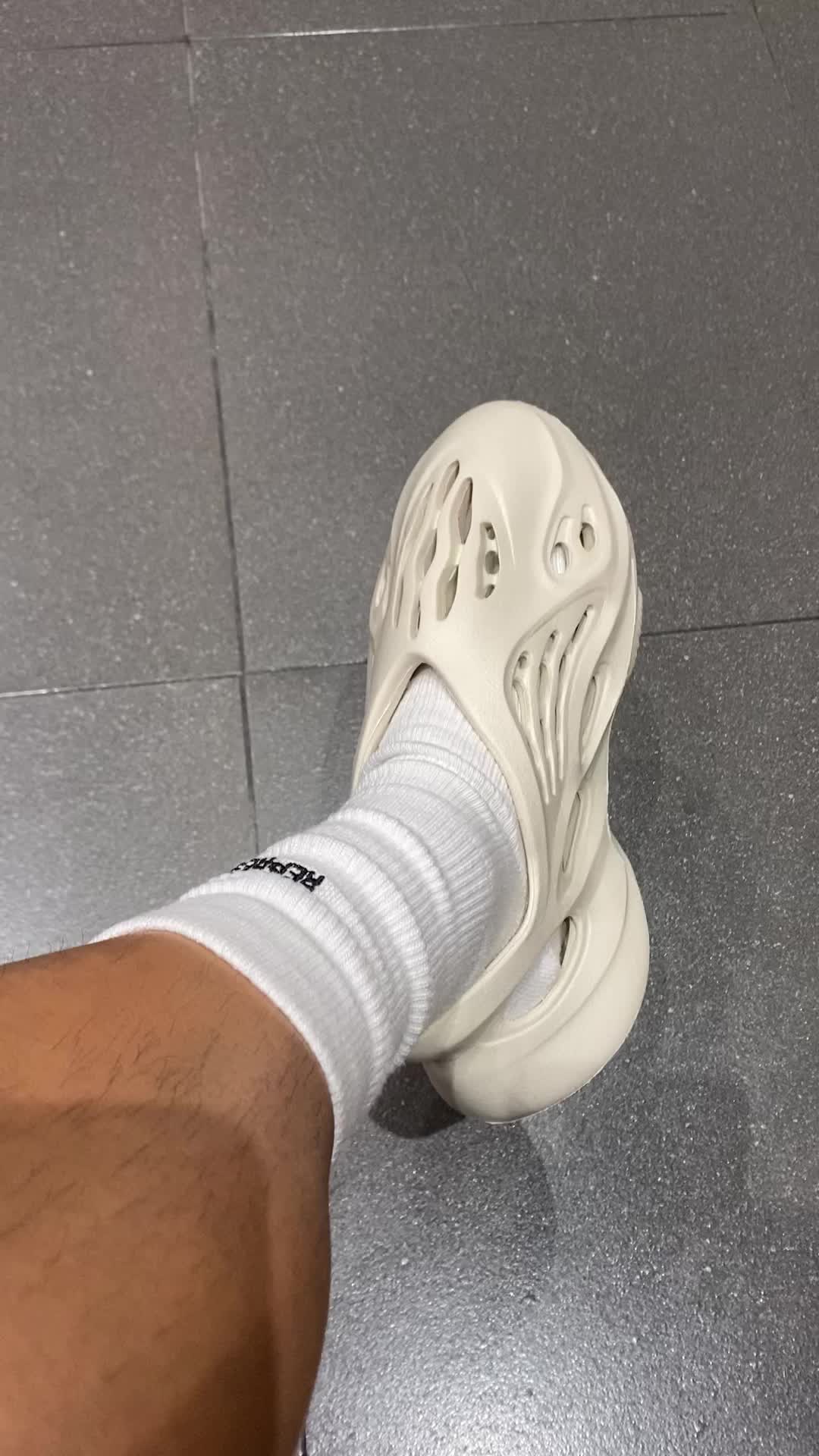 🤞 (@0yulluy0) 님의 게시물 | KREAM