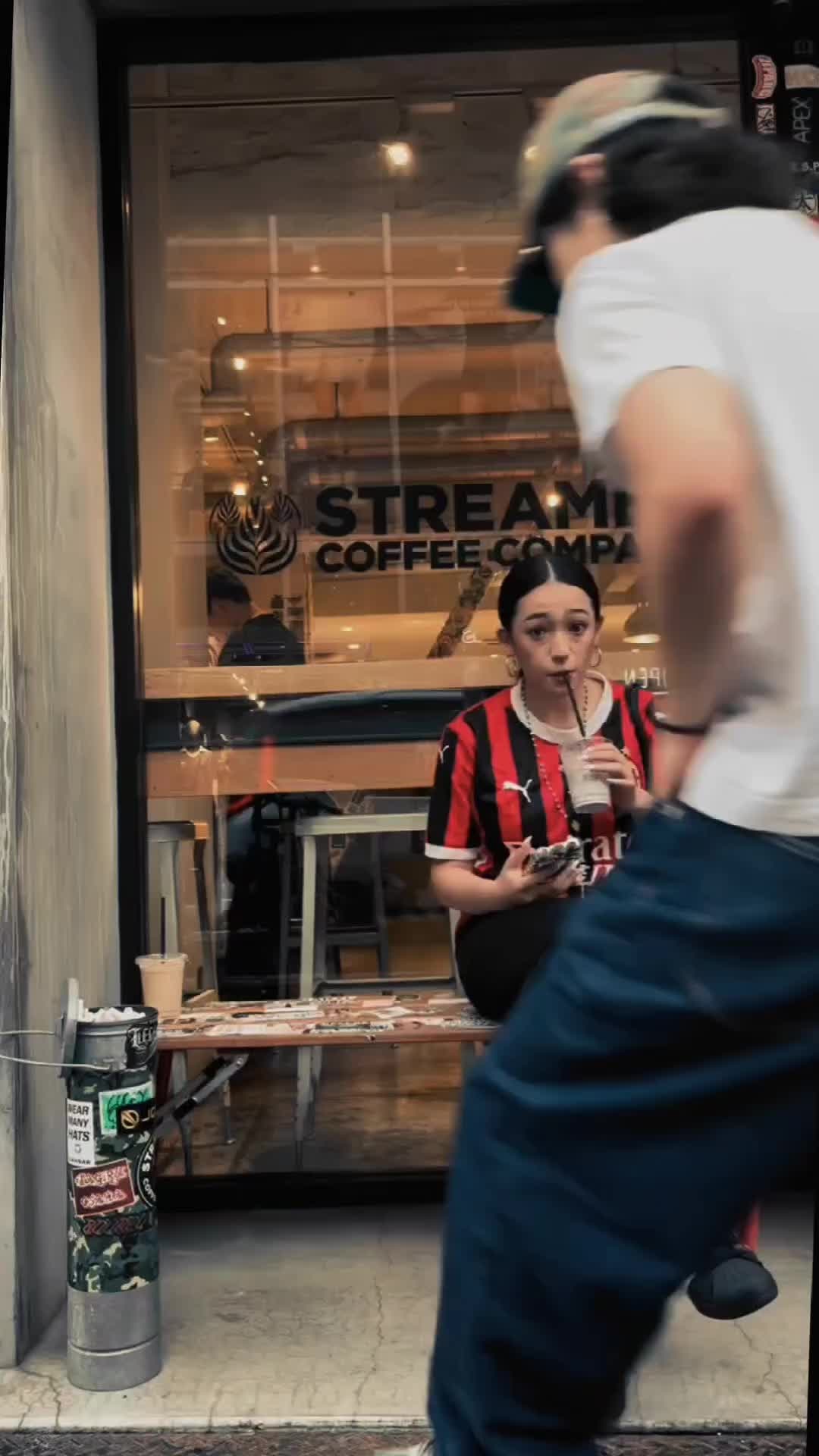 커플 아웃핏은 이렇게 | KREAM