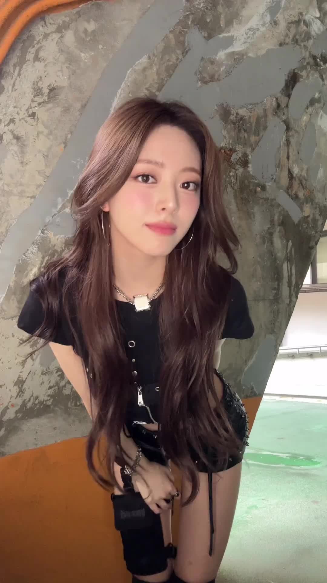 유나 미모 미쳤다 🥹 Kream