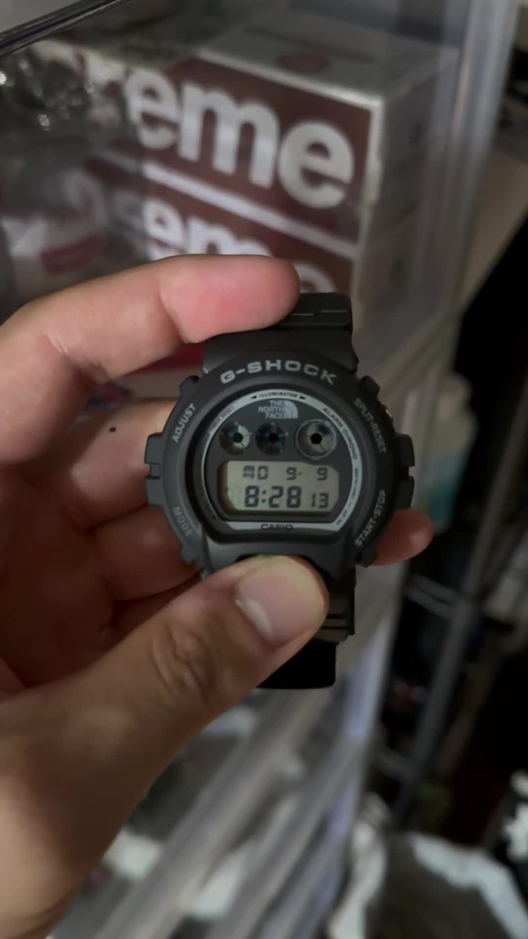 노익스플로이드 (@00yyy) 님의 게시물 | KREAM