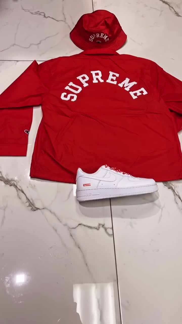 Supreme x Champion | KREAM