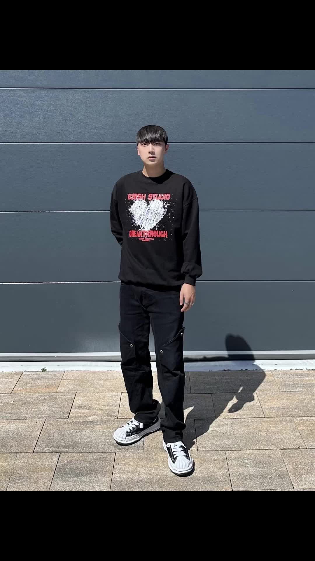 Grish 후드 🖤 | KREAM