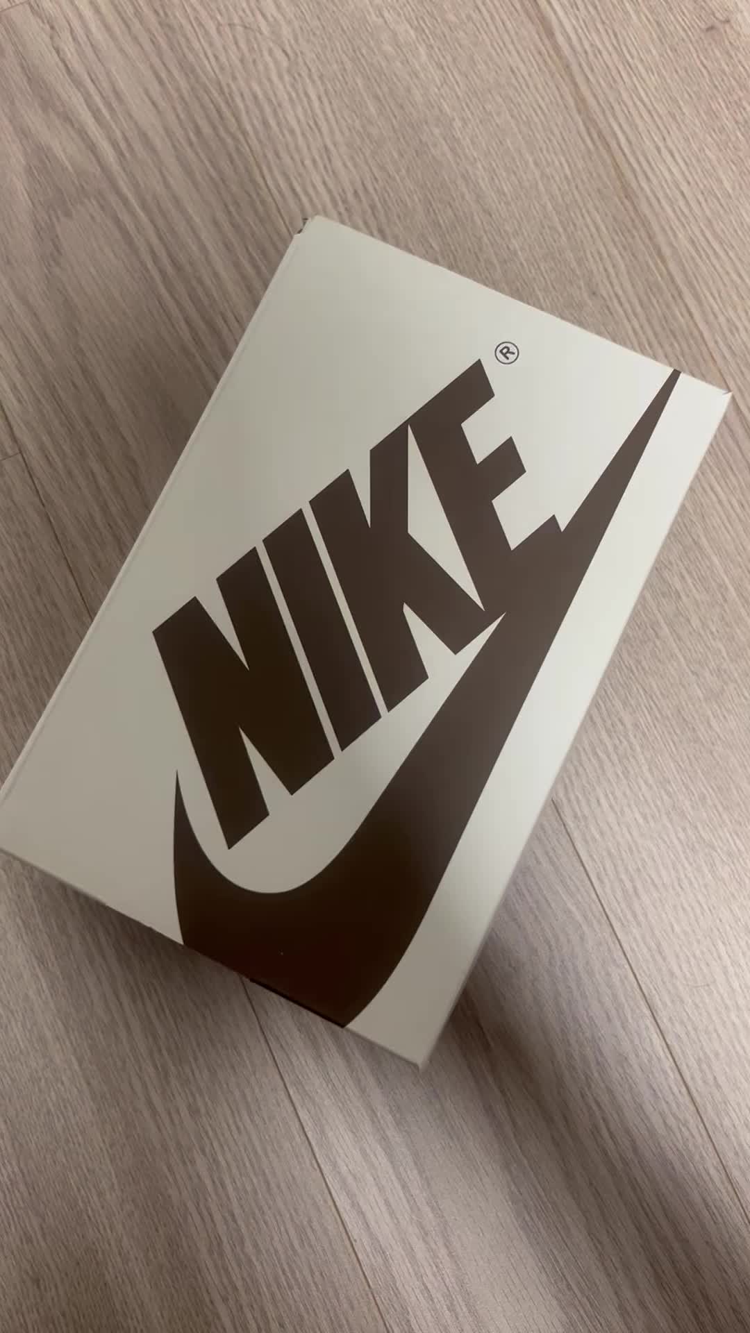 (@xoooxxxx) 님의 게시물 | KREAM