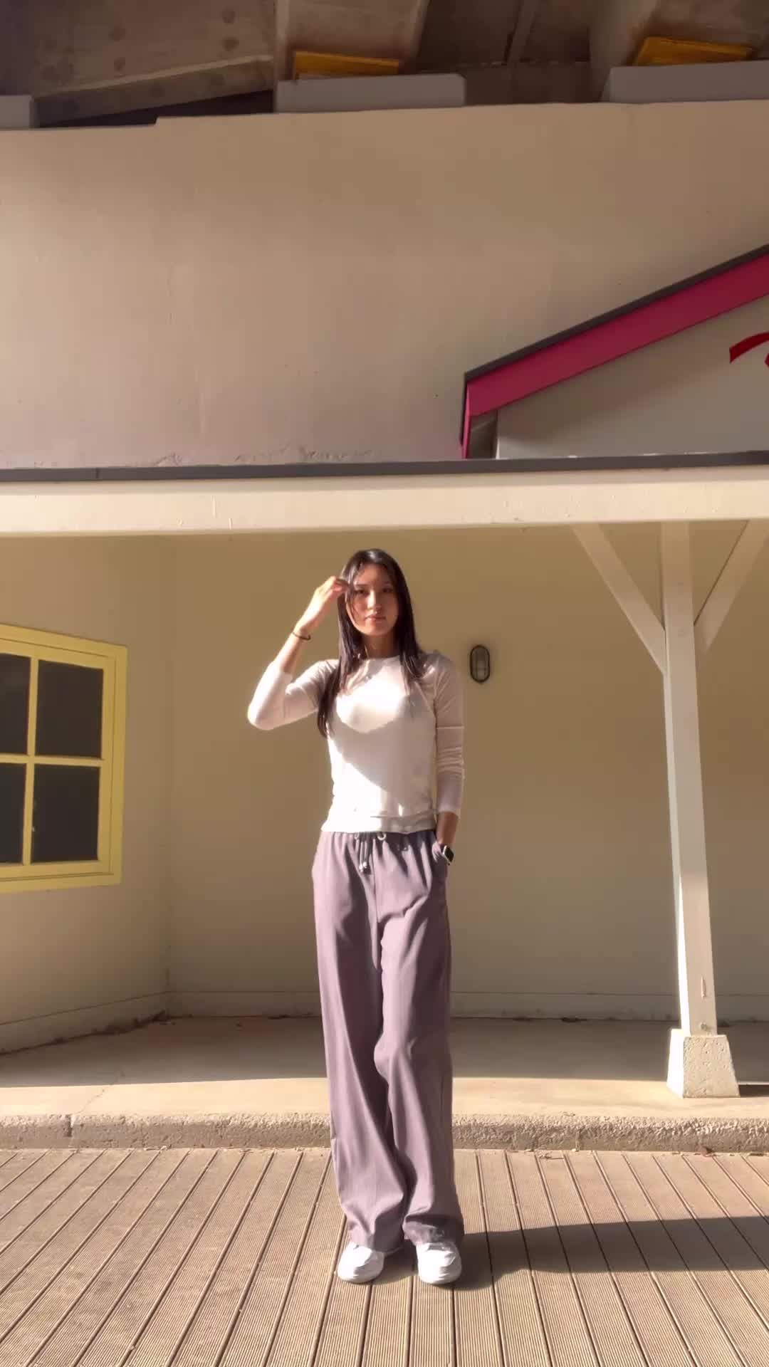 지연 (@jjiiyon) 님의 게시물 | KREAM