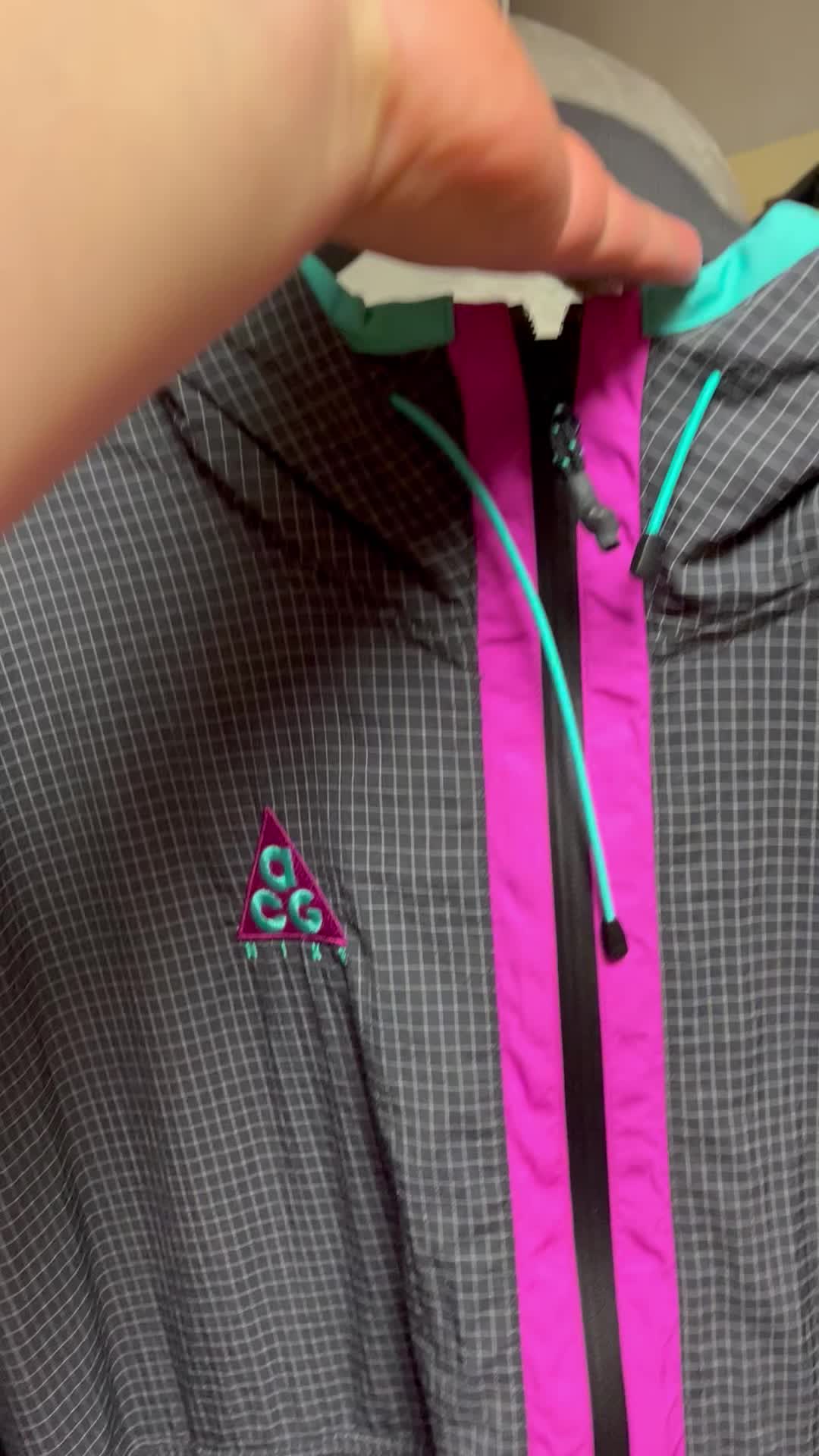 스바 (@seuba1) 님의 게시물 | KREAM