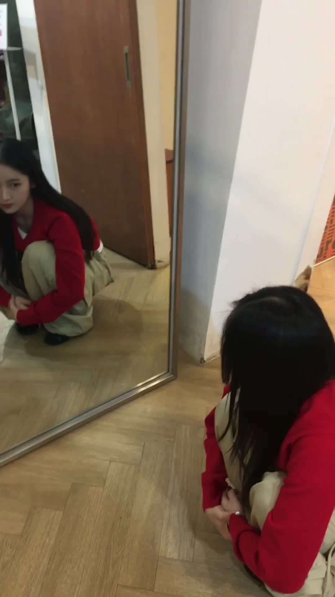 (@owlhuii) 님의 게시물 | KREAM