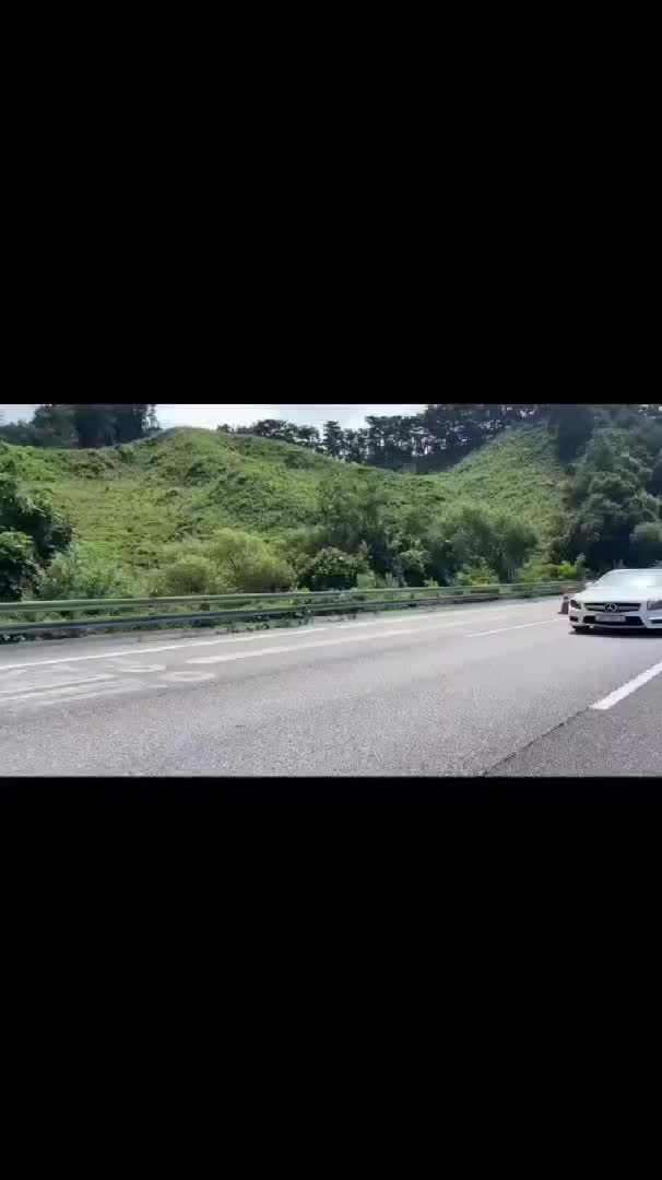 정마담TV 유튭촬영benz sl400 | KREAM