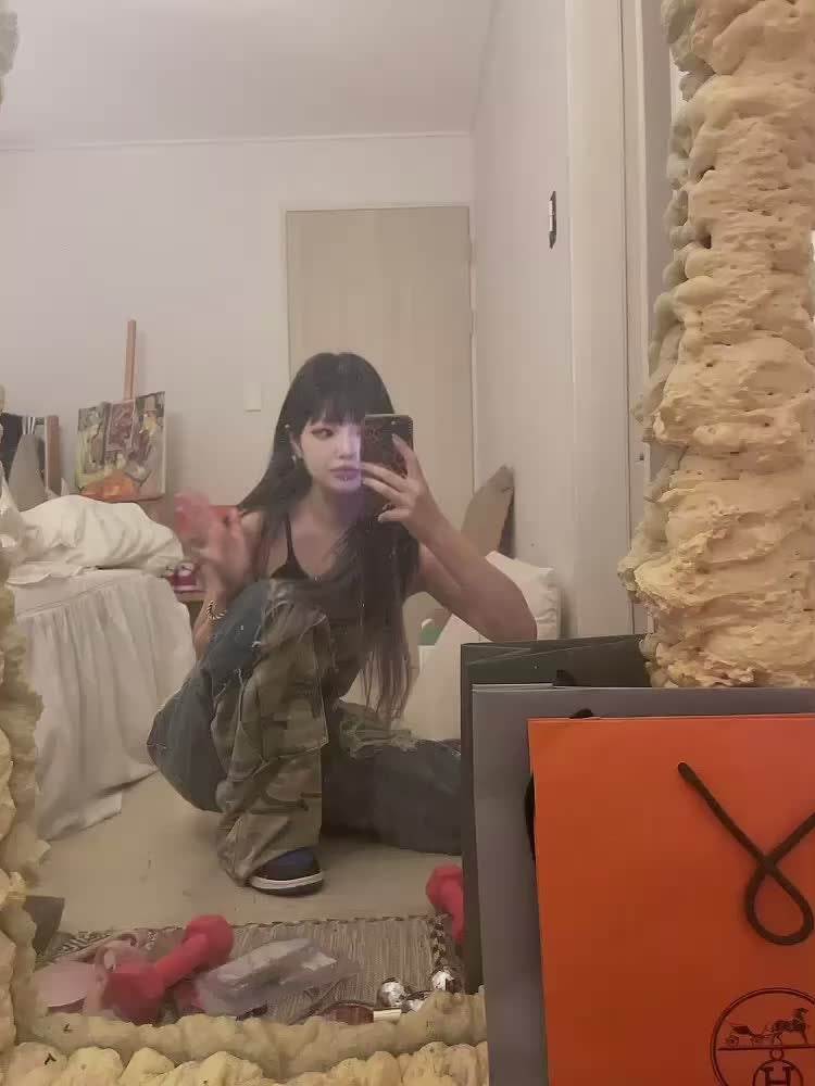 겨울핫템 | STYLE | KREAM