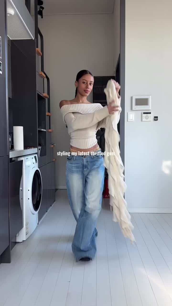 적당히 힙하고 섹시한 ! | KREAM