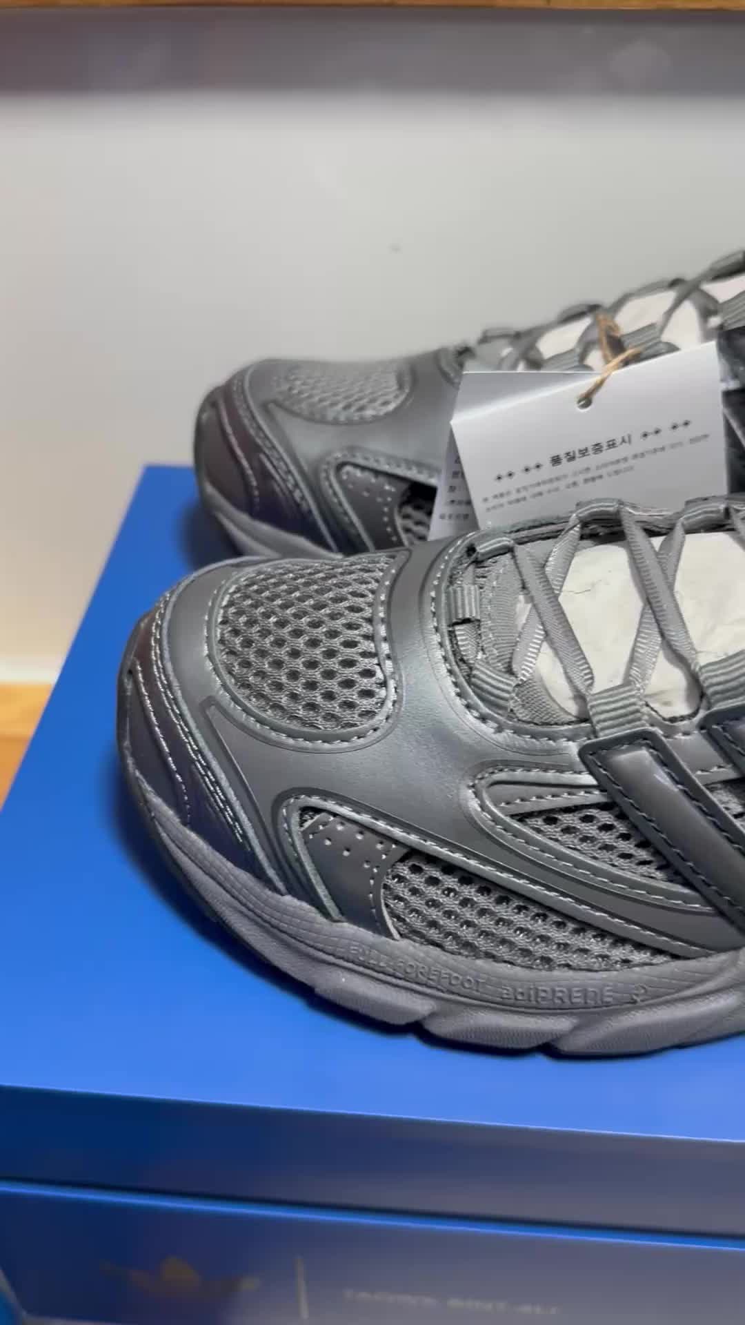 김또깡 (@kimmm_do) 님의 게시물 | KREAM