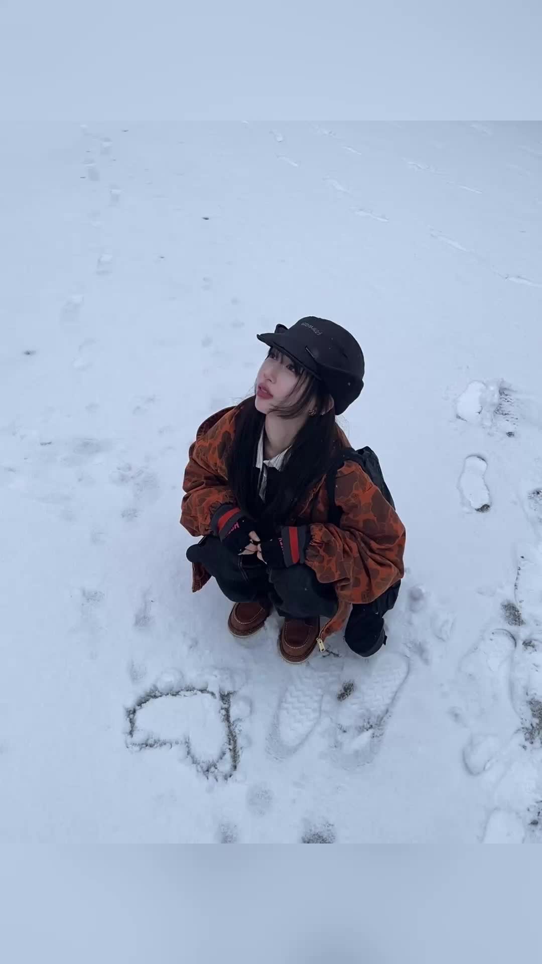 유누니 (@you_nuni) 님의 게시물 | KREAM