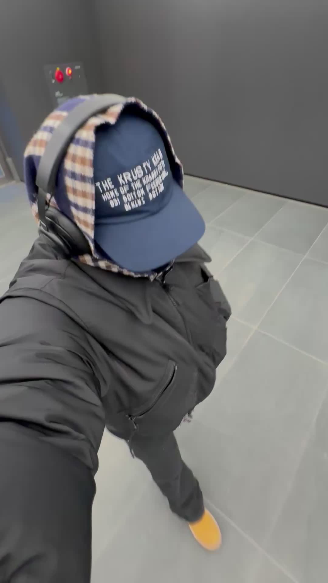 (@ho_jxng) 님의 게시물 | KREAM