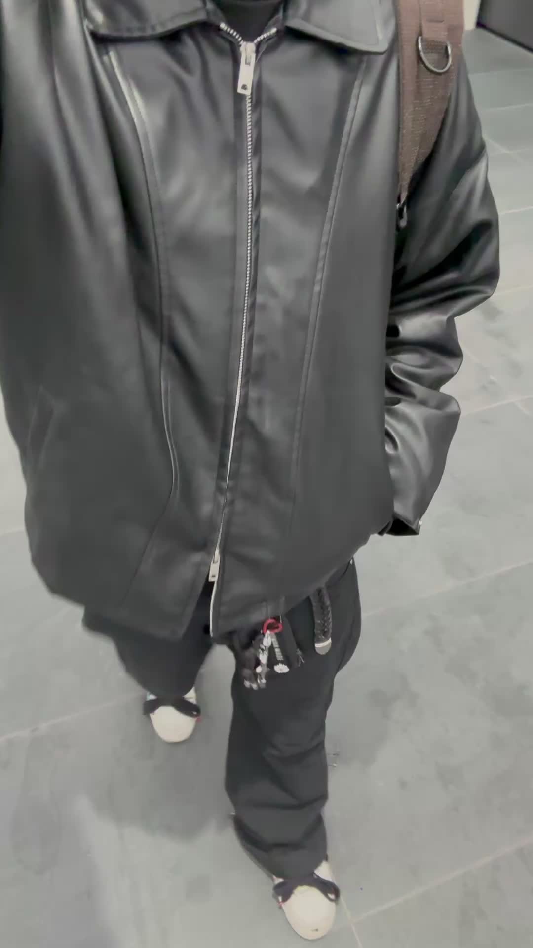 (@ho_jxng) 님의 게시물 | KREAM