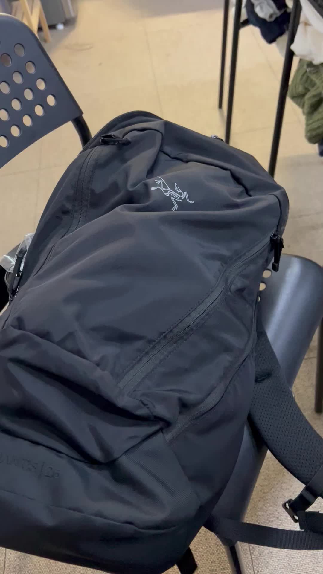 (@otlotll) 님의 게시물 | KREAM