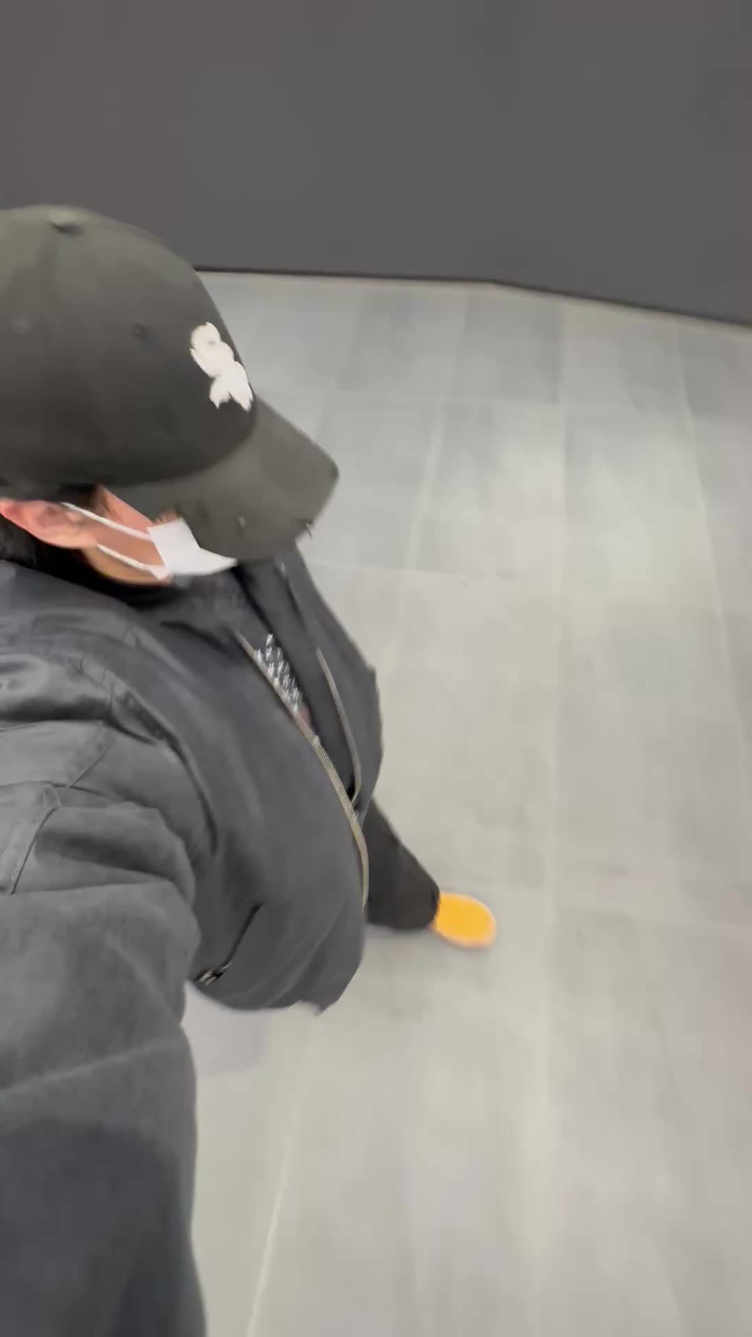 (@ho_jxng) 님의 게시물 | KREAM