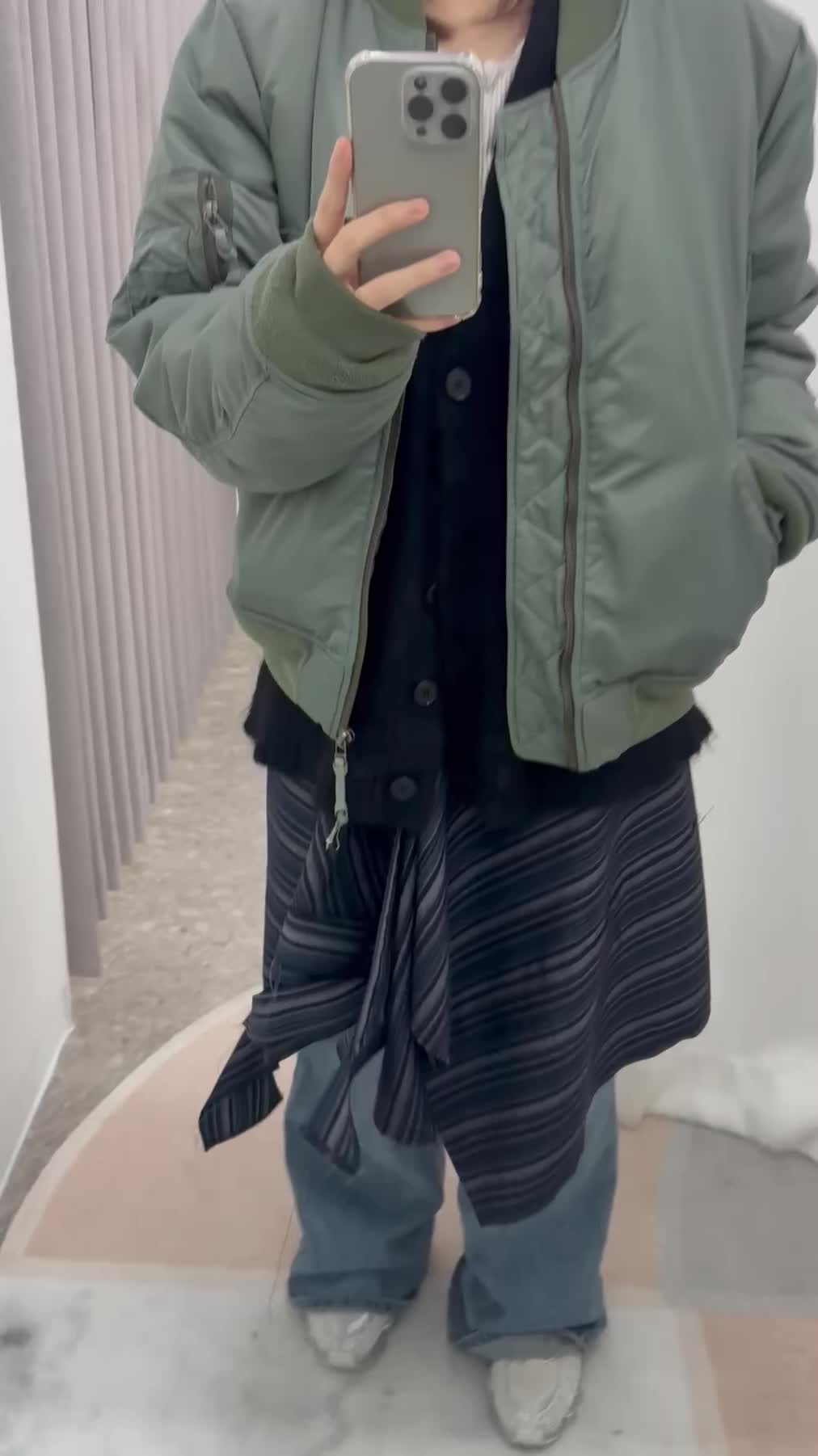 (@ououii) 님의 게시물 | KREAM