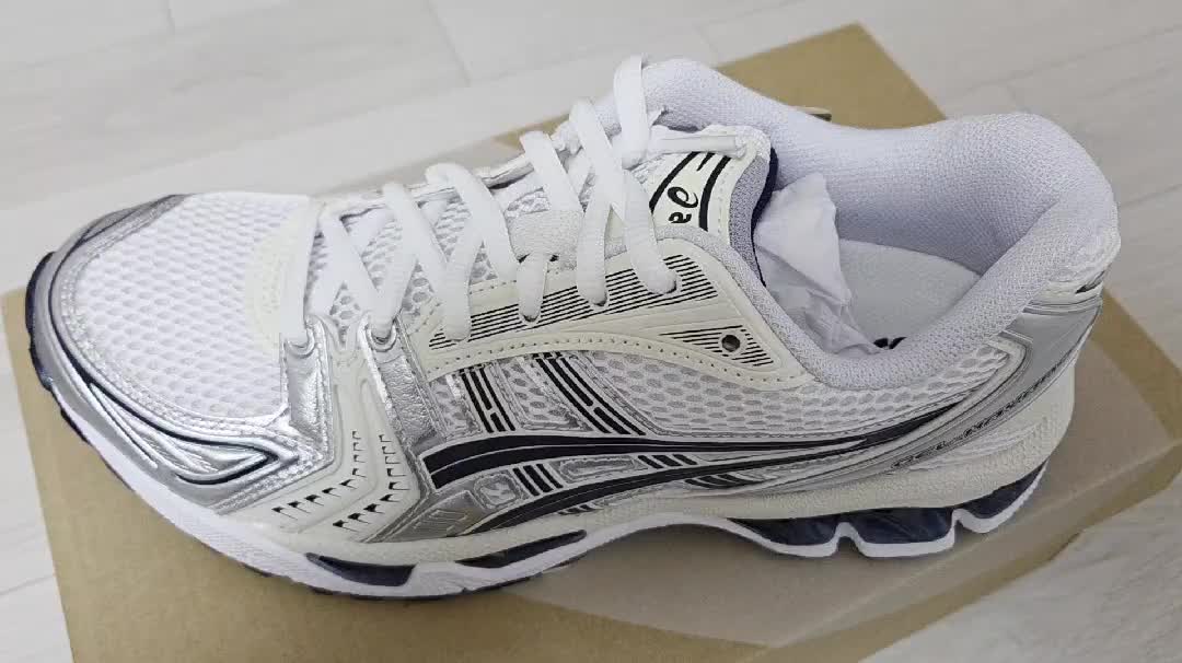 지삽 (@4lz9x5) 님의 게시물 | KREAM