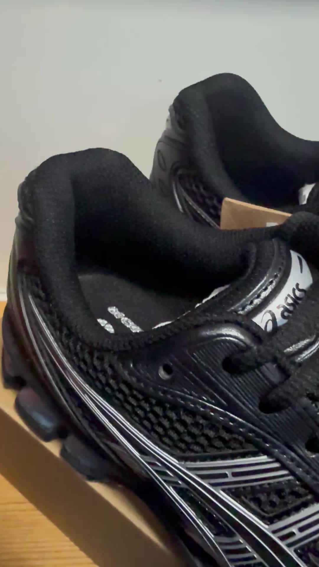 김또깡 (@kimmm_do) 님의 게시물 | KREAM