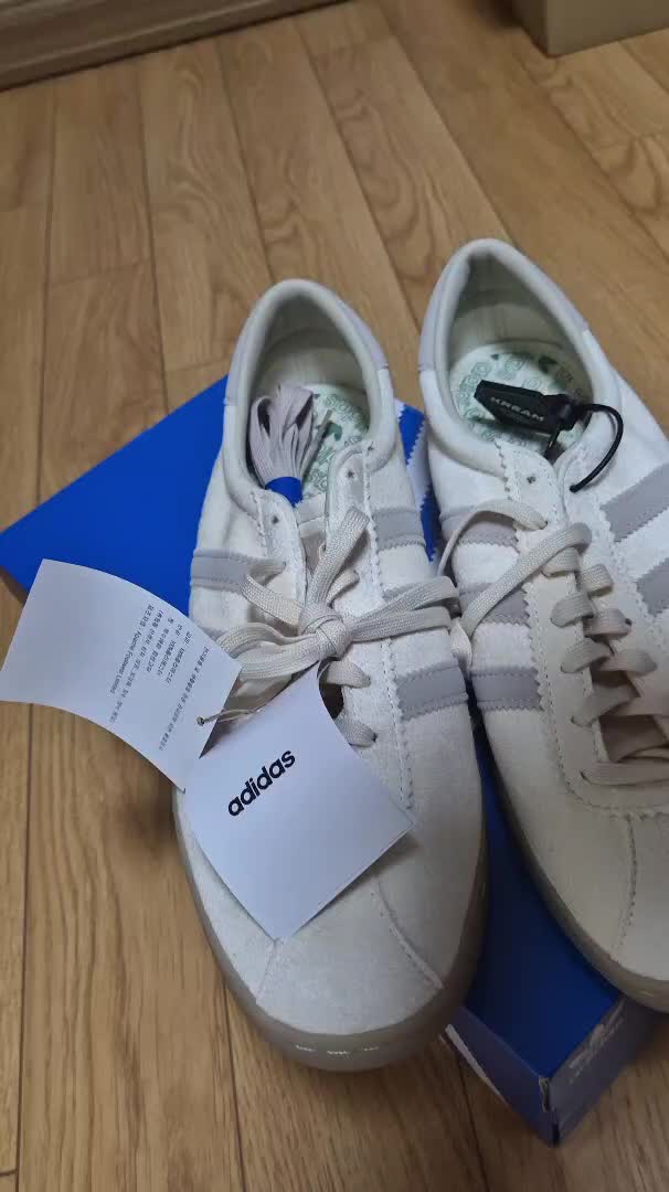 뉴발매니아 (@qv4tqq) 님의 게시물 | KREAM