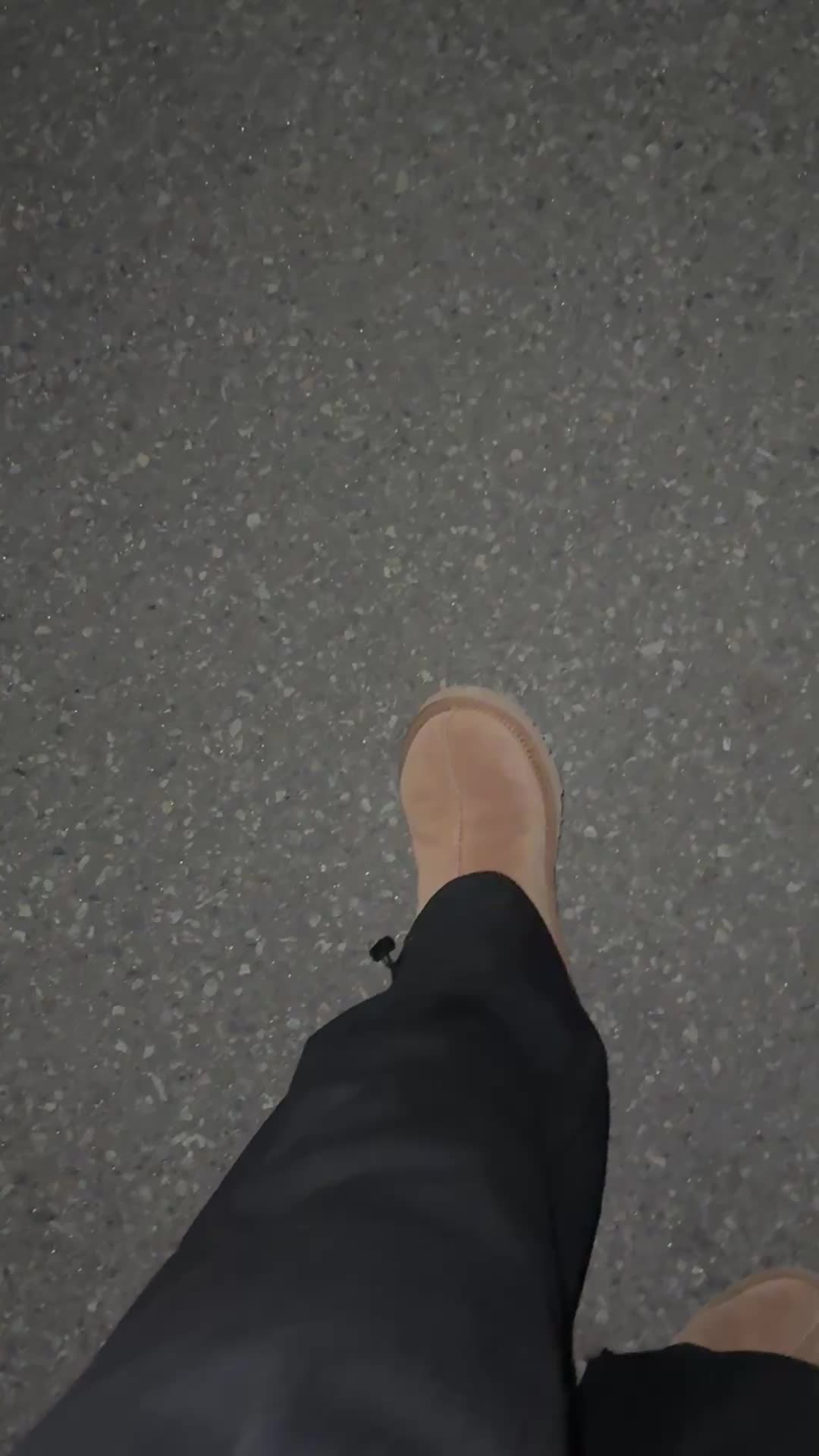 비갠뒤에비애 (@wigmadl) 님의 게시물 | KREAM