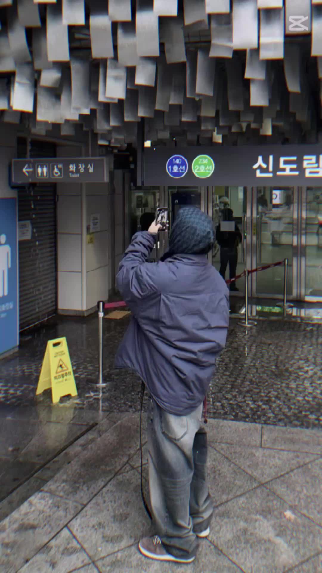 (@l__________eo) 님의 게시물 | KREAM