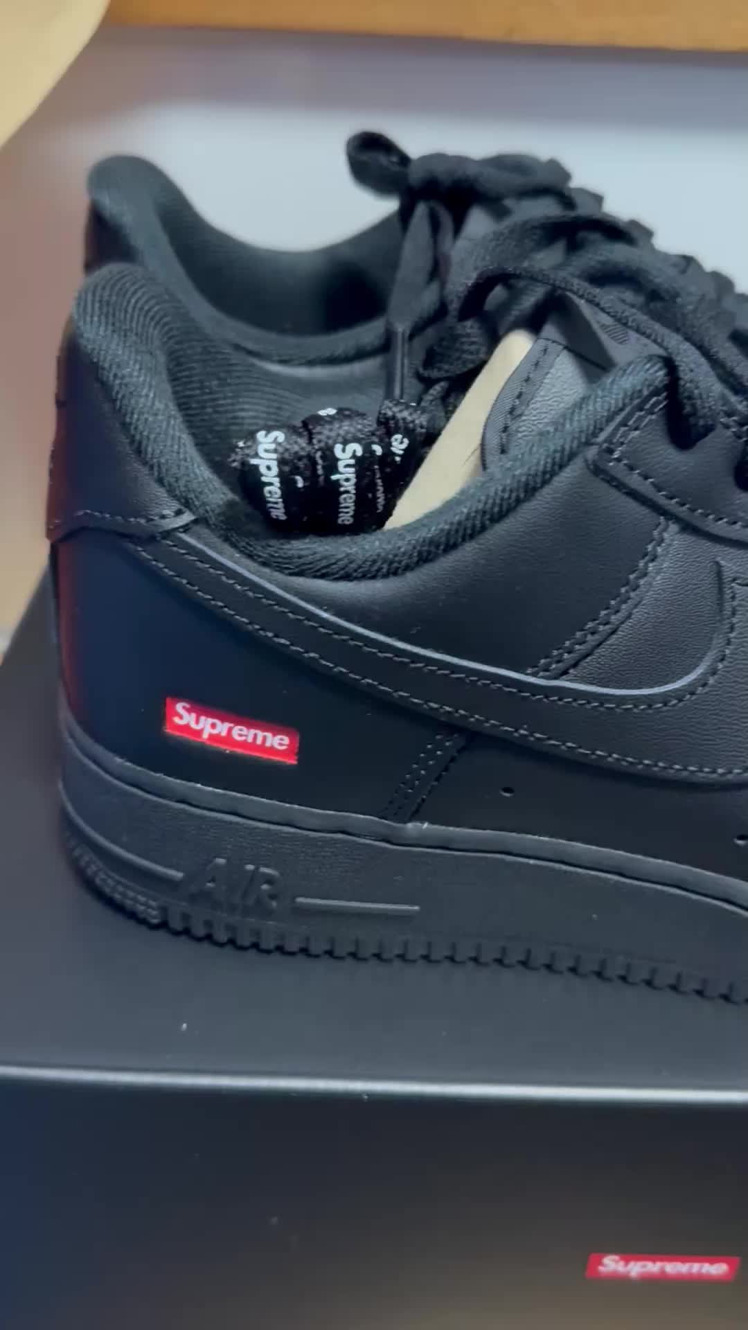 김또깡 (@kimmm_do) 님의 게시물 | KREAM