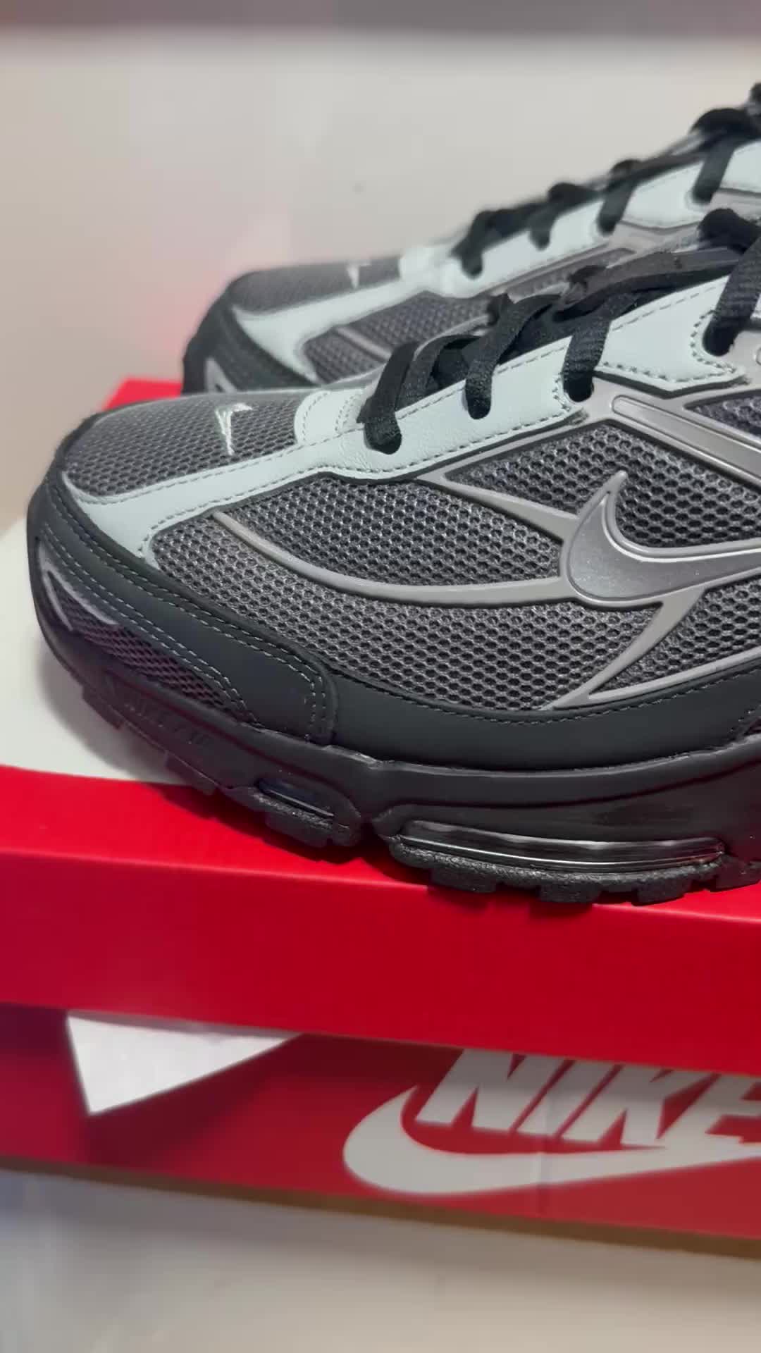 김또깡 (@kimmm_do) 님의 게시물 | KREAM