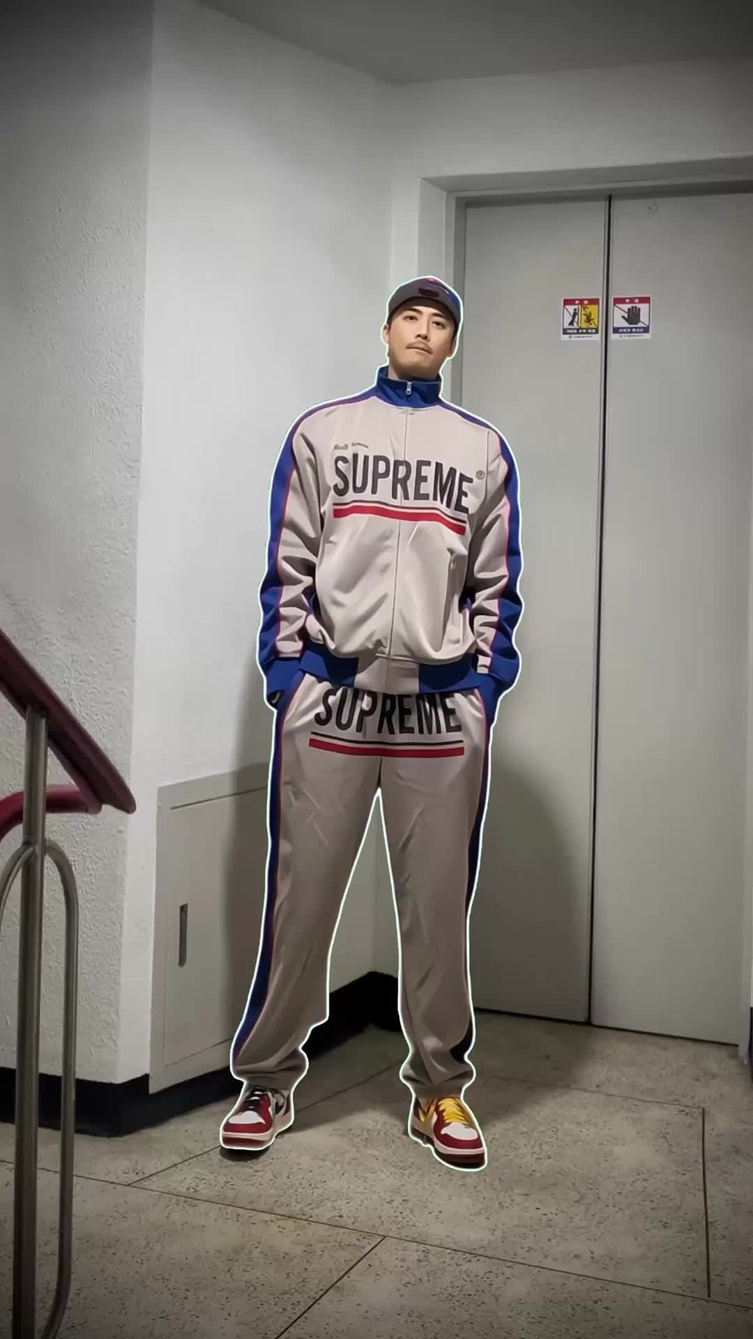 나 왜 해군처럼 입었지..&8@?! | KREAM