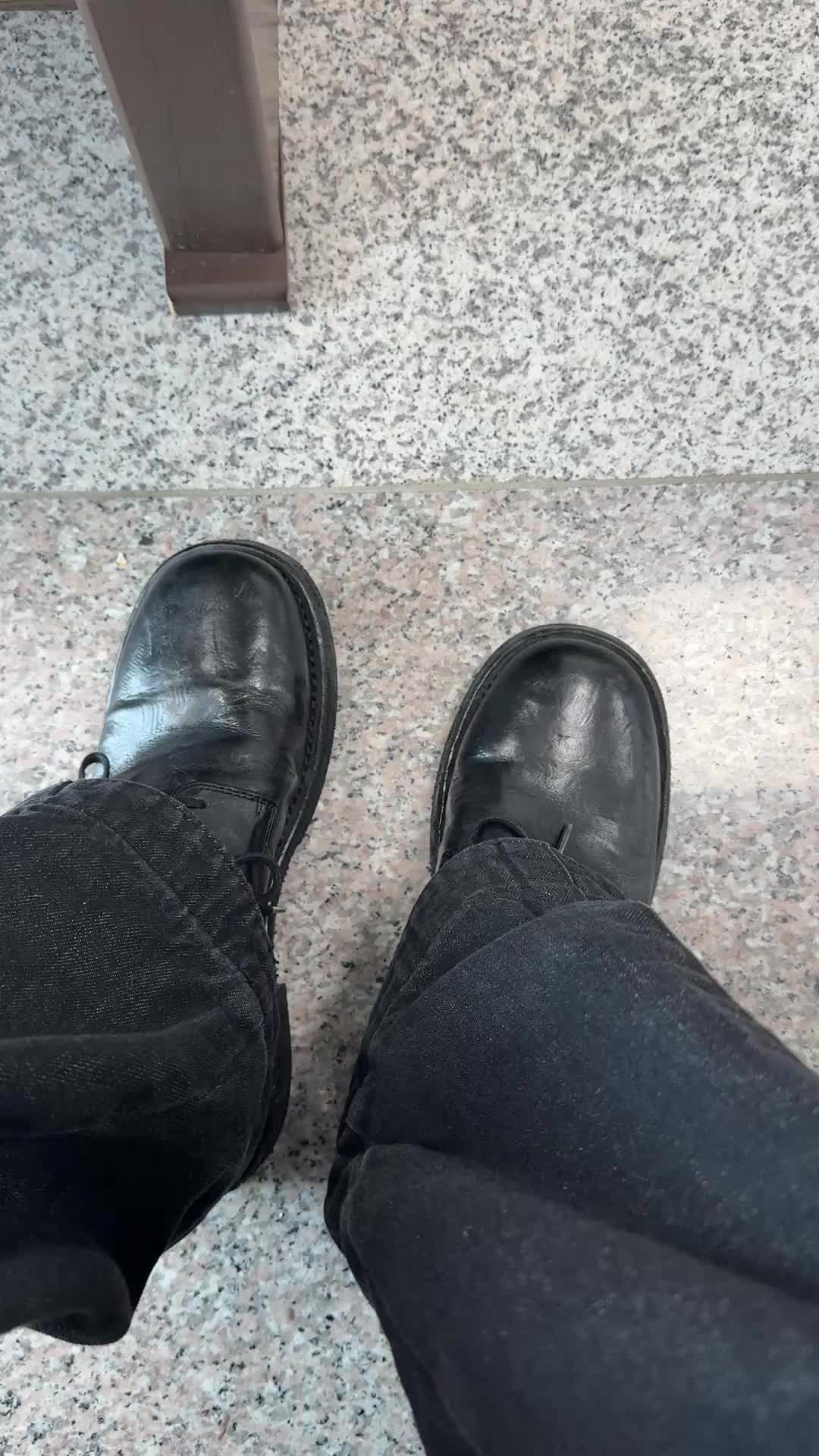 (@konosuba) 님의 게시물 | KREAM